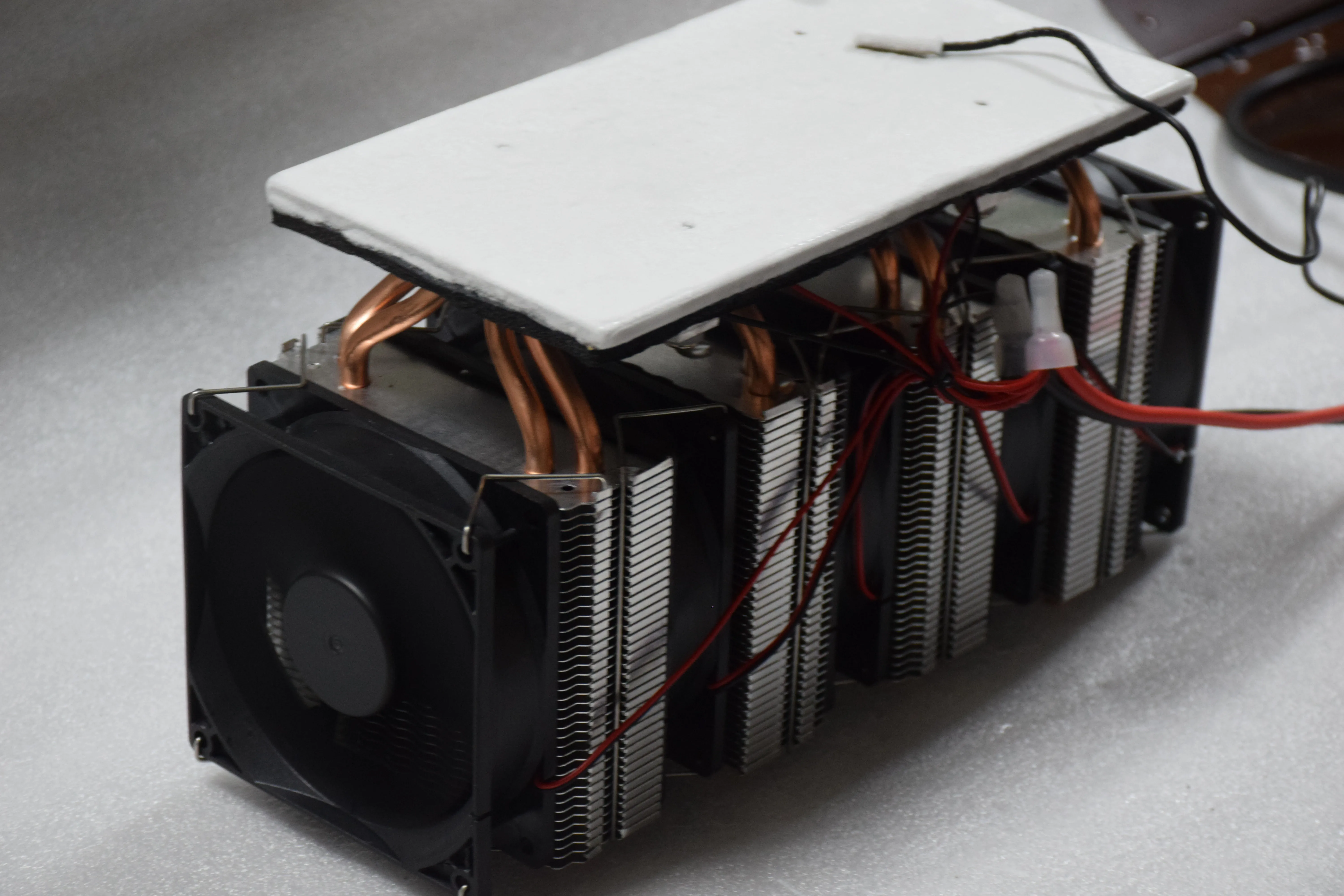 220W Semiconductor Cooling Module - Efficient Peltier Refrigerator