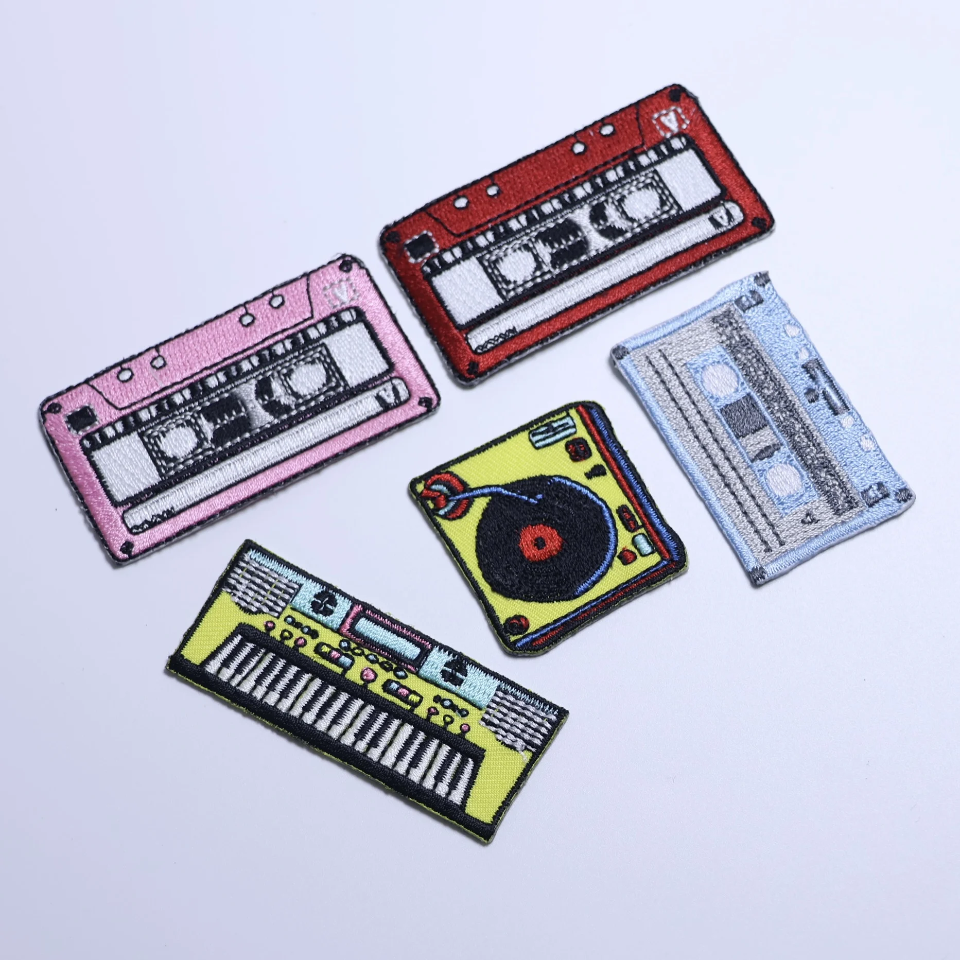 Customized Hot Sale Self-adhesive Embroidery Patches for Acrylic Gloves ...