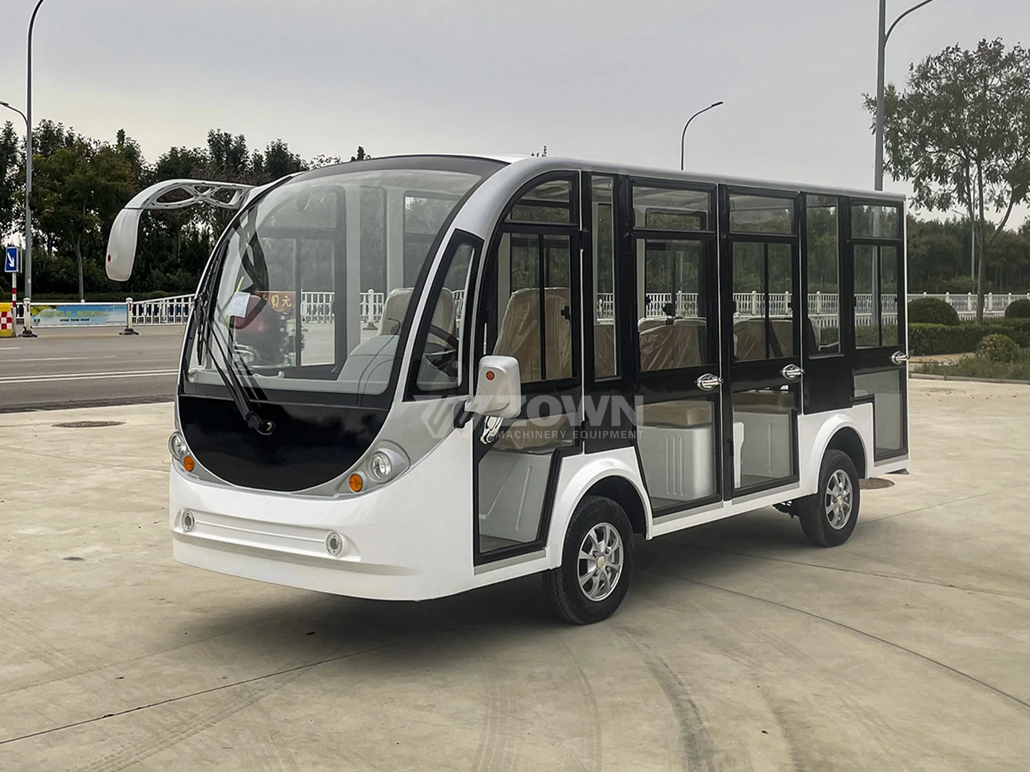 Electric Mini Sightseeing Bus - Perfect for Tourist Transport