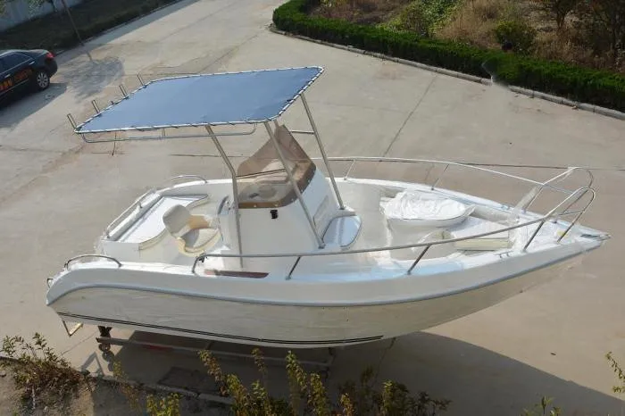 Fiberglass Center Console Fishing Boat - 6.1m Aluminium Speedboat