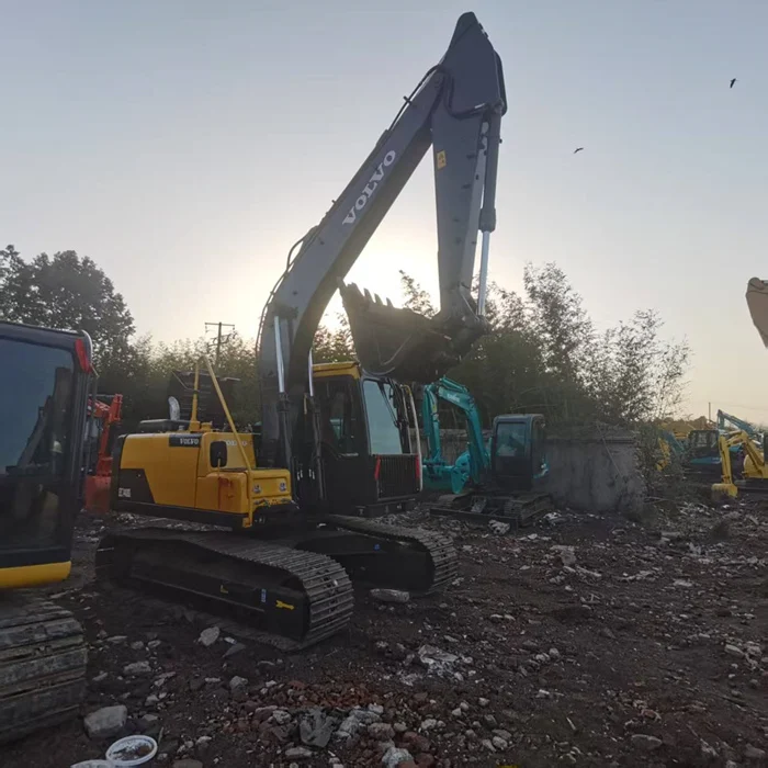 Used Volvo EC140DL Excavator for Sale 14 Ton Fuel-Efficient Crawler ...