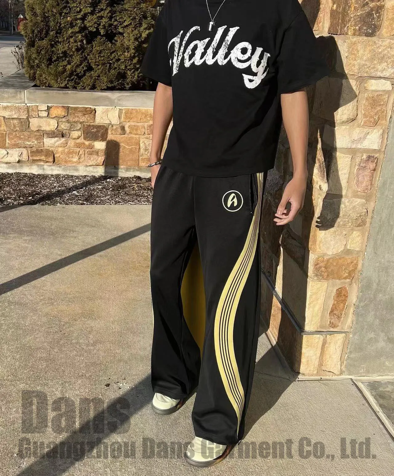 Custom Streetwear Stripe Sweatpants - Oversized & Baggy