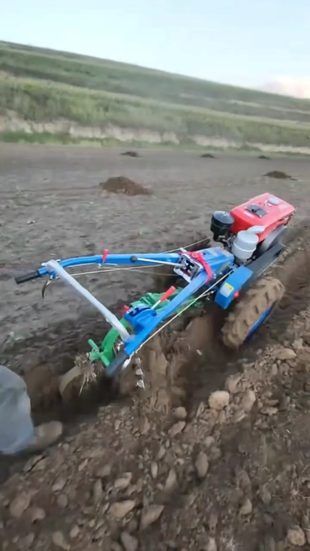 Farm Small Hand-walking-tractor-prices Diesel Engine 15hp 18hp 20hp Two ...