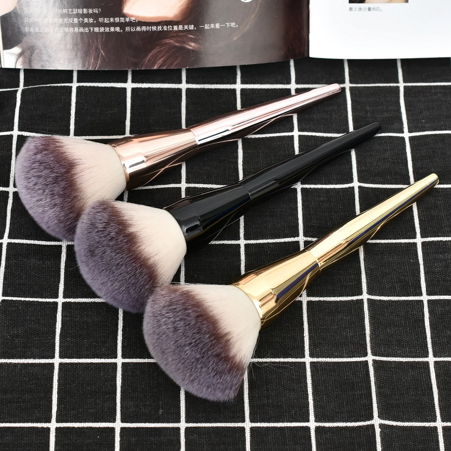 Ultra Large Powder Brush Honey Powder Makeup Brush Single Black Makeup ...