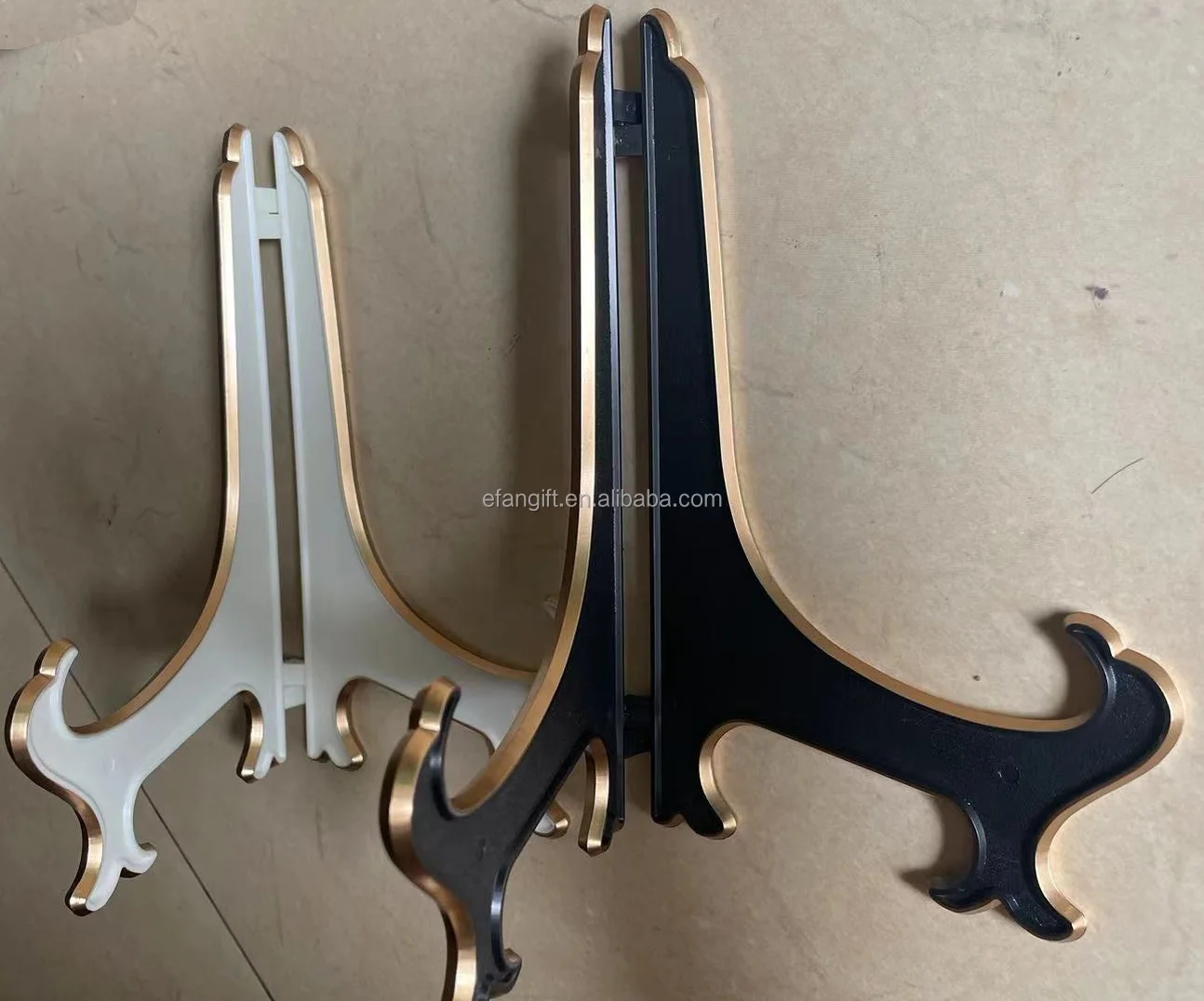 White Color Plate Easel Stand Holders with Gold Rim for Showroom ...