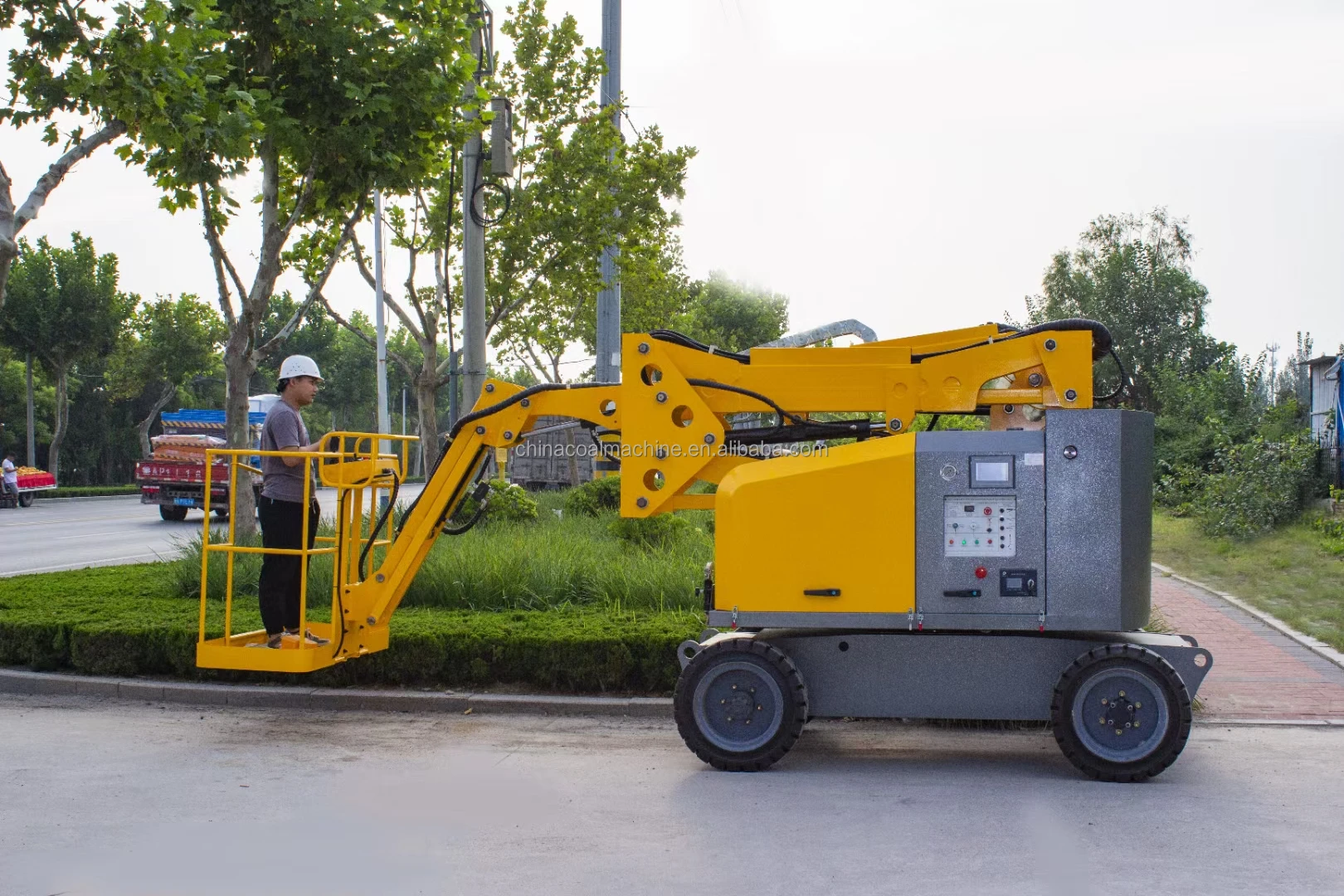 Mobile Electric Self-propelled Crank Arm Lifting Work Platform Arm Boom ...