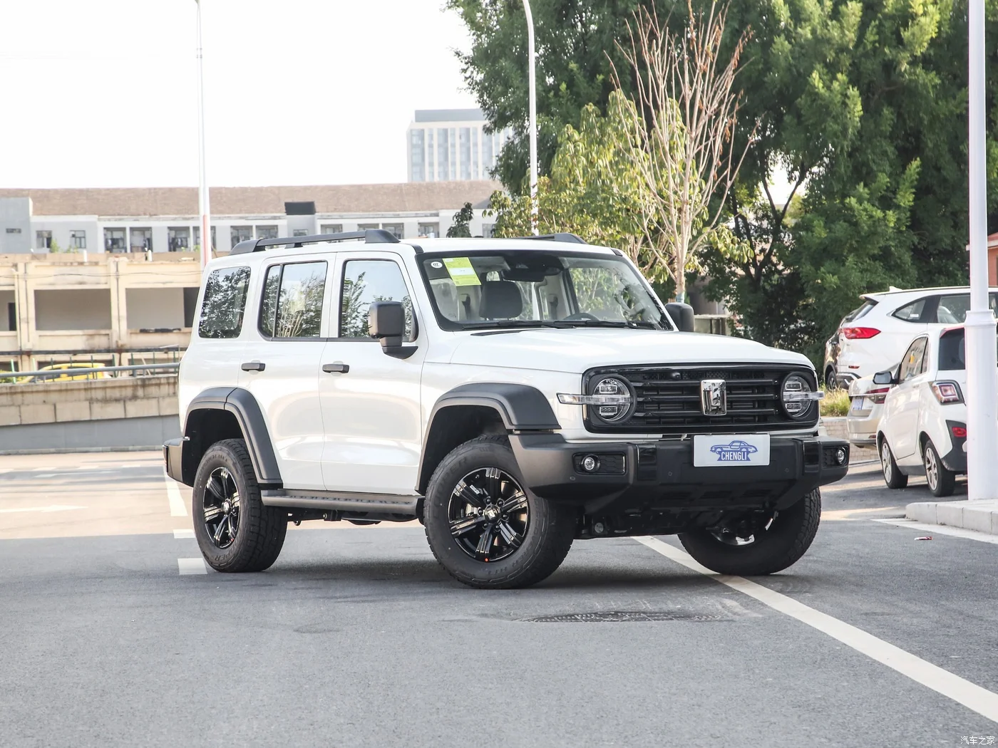 GWM Tank 300 SUV Chinese 2.0t Wey Tank 300 Urban Cross New Hydraulic ...
