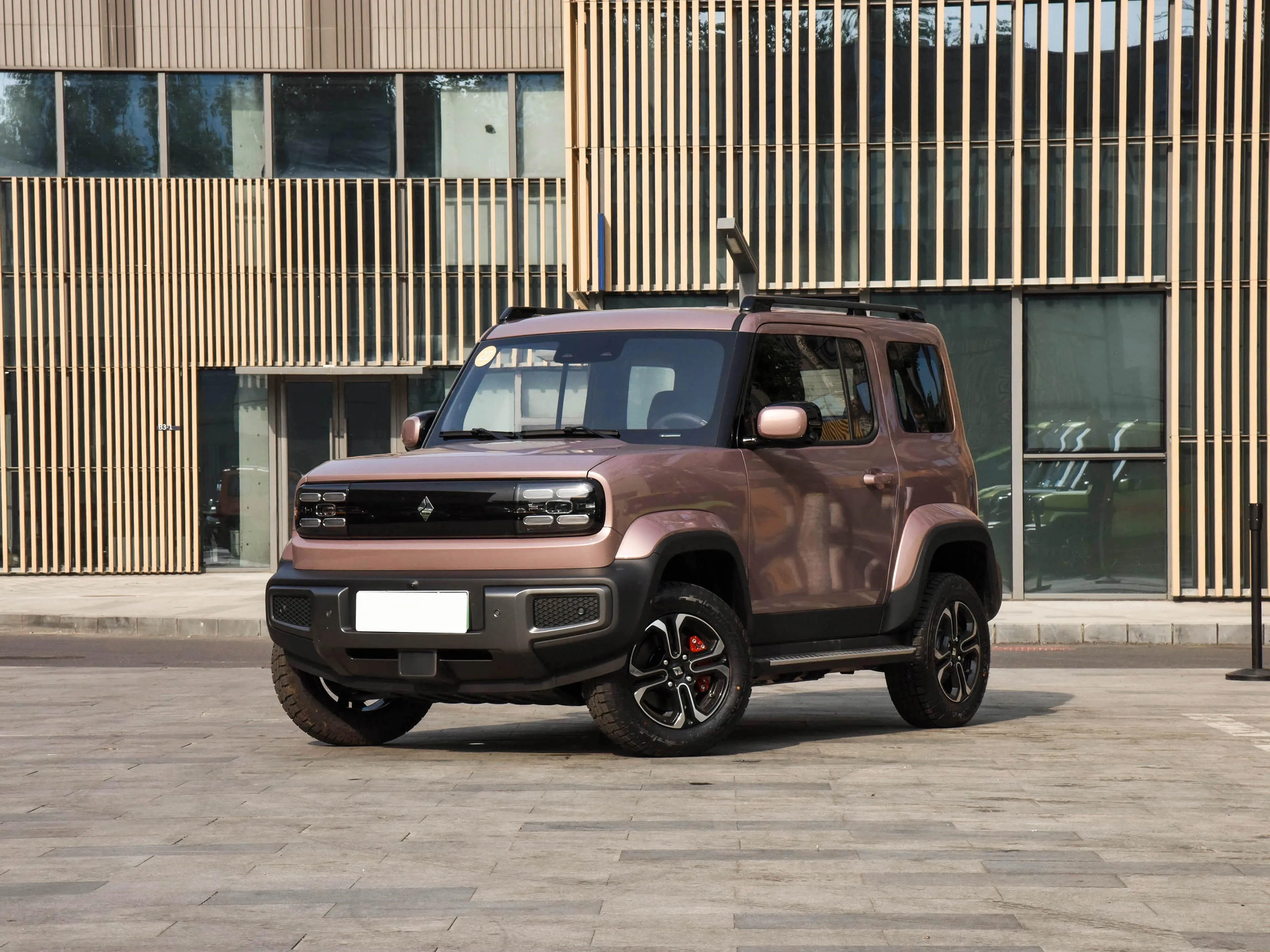 Fully Enclosed 2023 New Energy Electric Car Wuling Baojun Yep Ev Mini ...