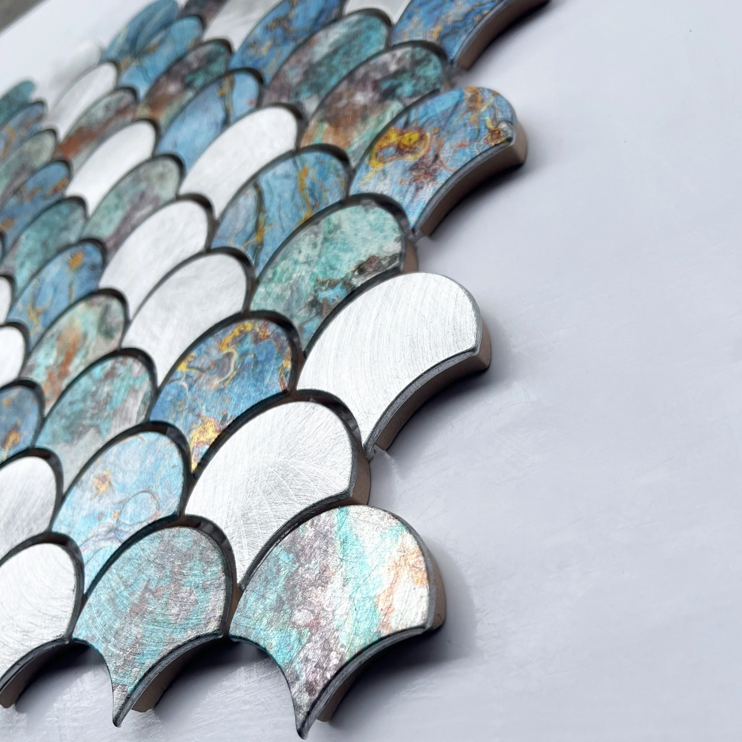 Modern Fish Scale Shape Aluminium Mosaic Wall Tile for Kitchen Bathroom ...