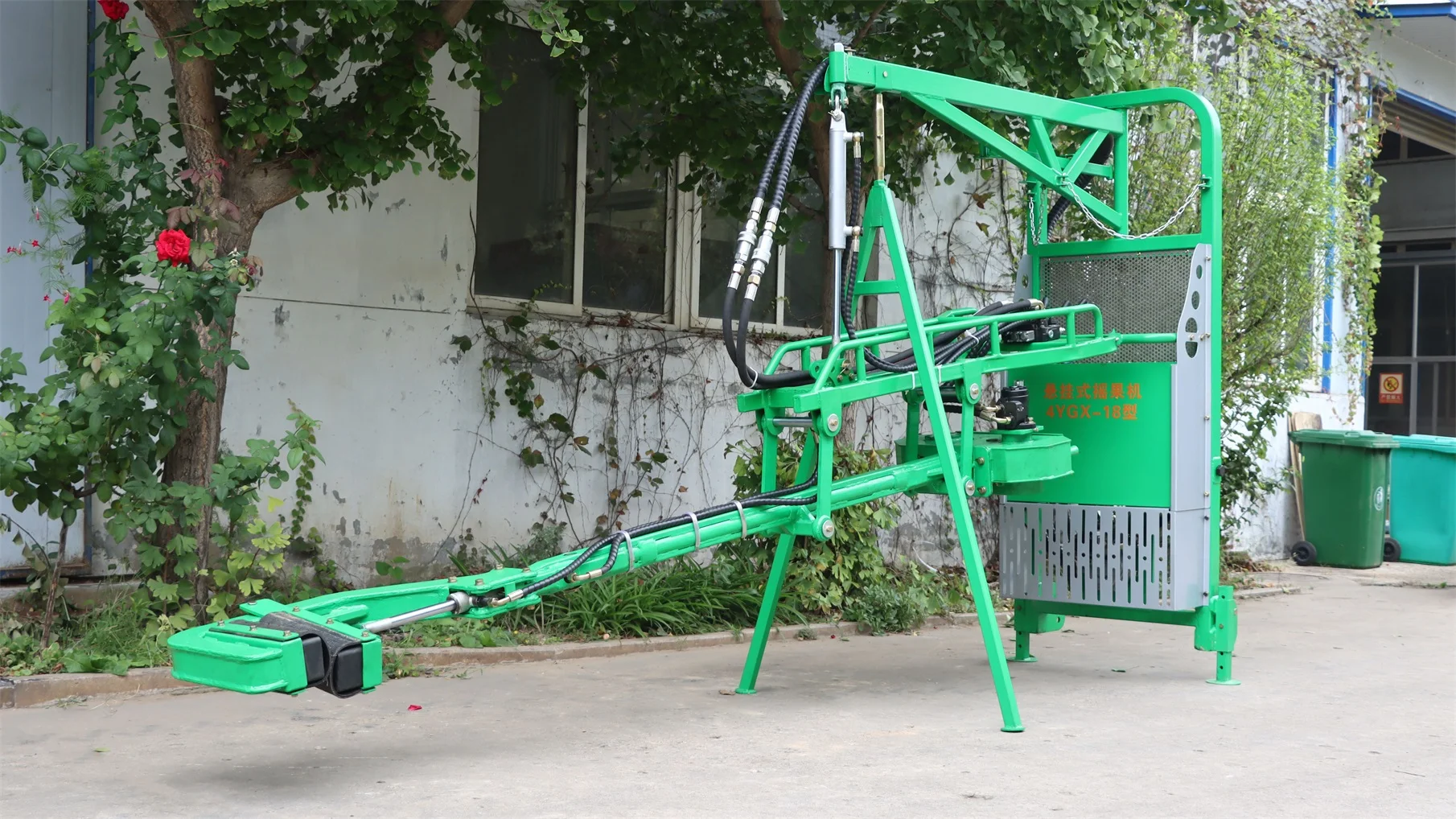 Tractor Mounted Pecan Tree Shaker - High Productivity