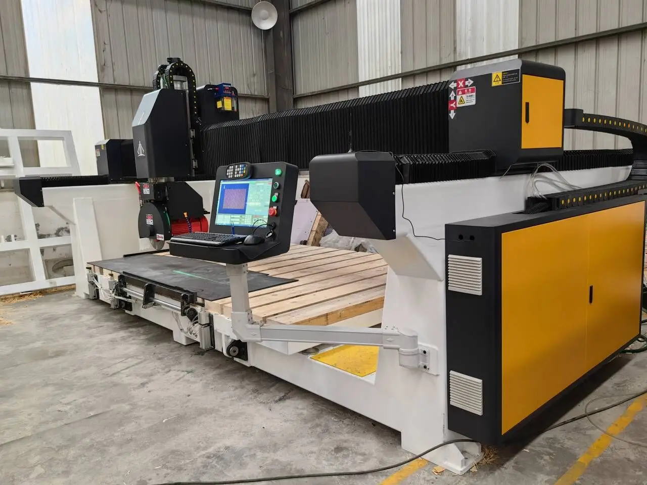 5 Axis Cnc Bridge Machine Atc Cnc Milling Vertical Machining Center Bridge Cutting - Buy 5 Axis ...