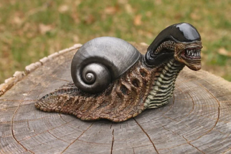 New Alien Snail Garden Ornaments Resin Crafts Variation Snail Ornaments ...