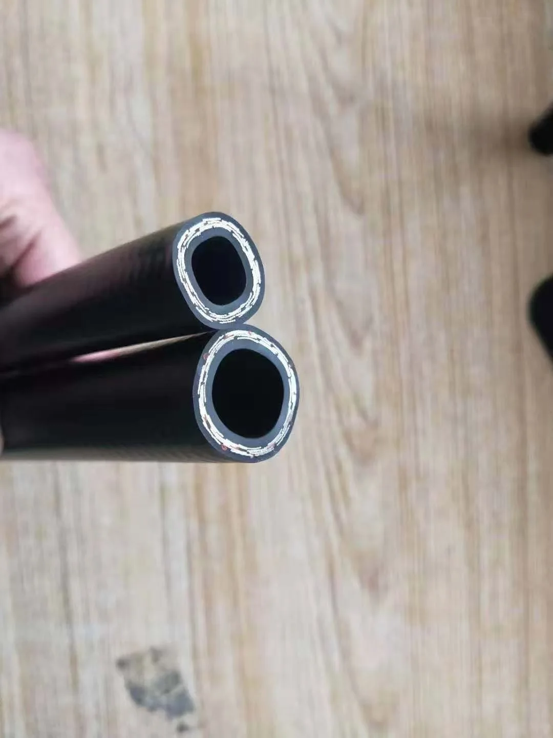 High Pressure Hydraulic Oil Hose Pipe Manufacture Customized Fuel Hose ...