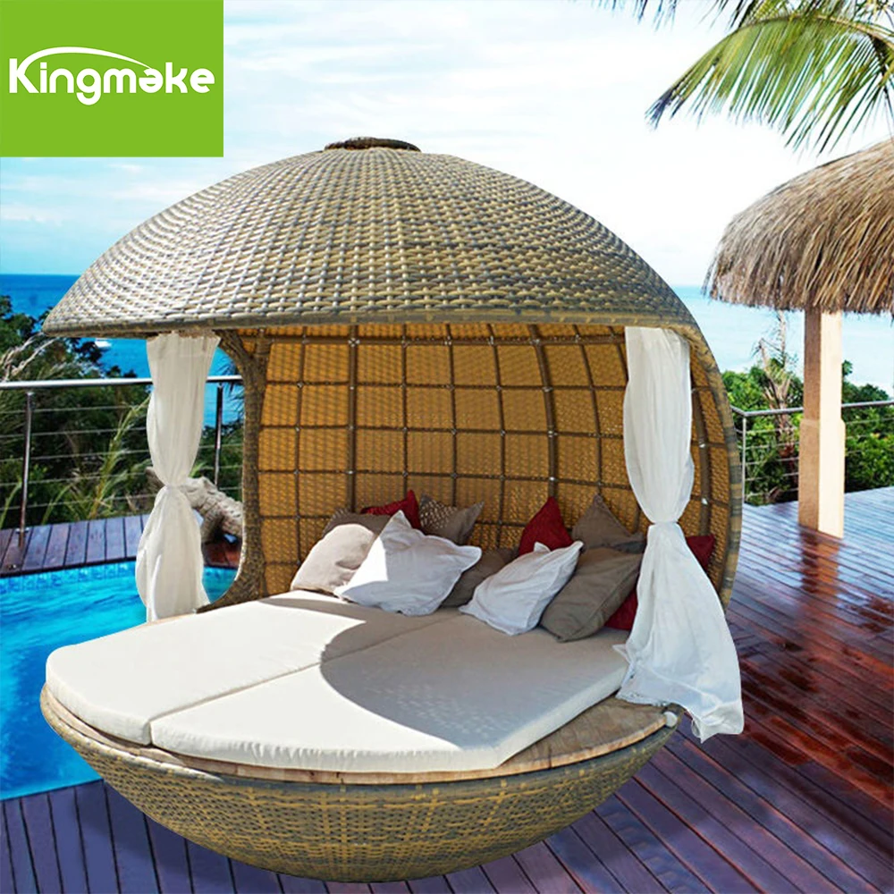Outdoor Day Bed - Perfect for Poolside & Seaside Lounging