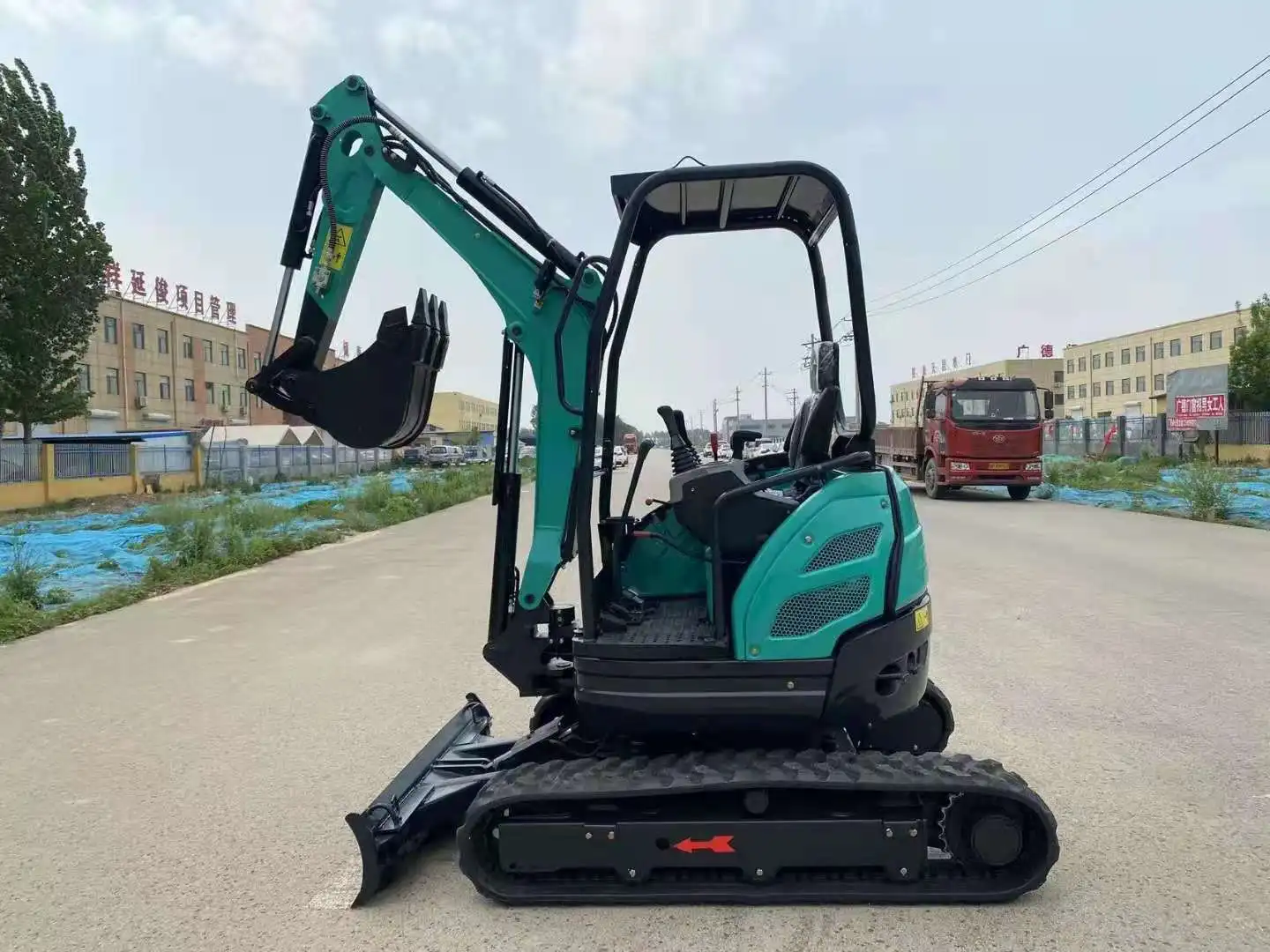 1.8 Ton Hydraulic Mini Digger Farm Bagger Excavator 1.8 Ton Mini Digger ...