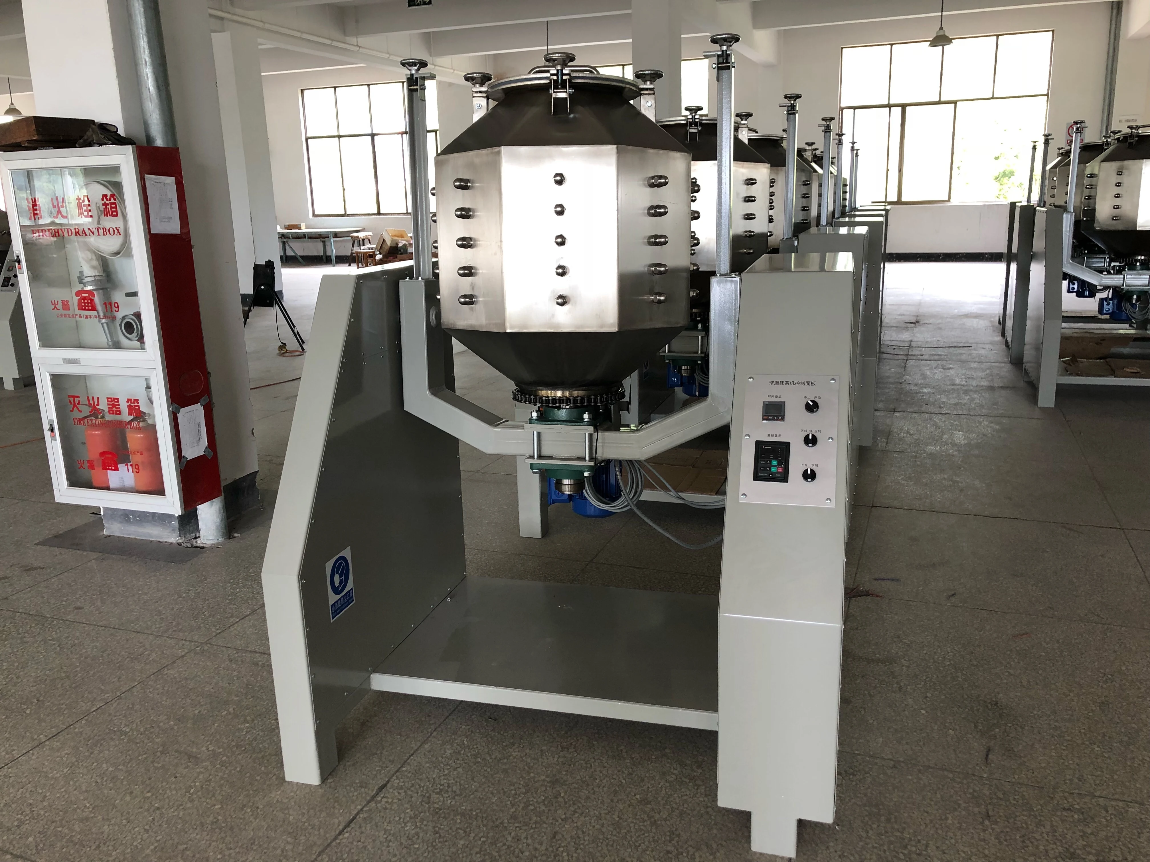 Commercial Industrial Spice Grinder - Matcha Tea Machine