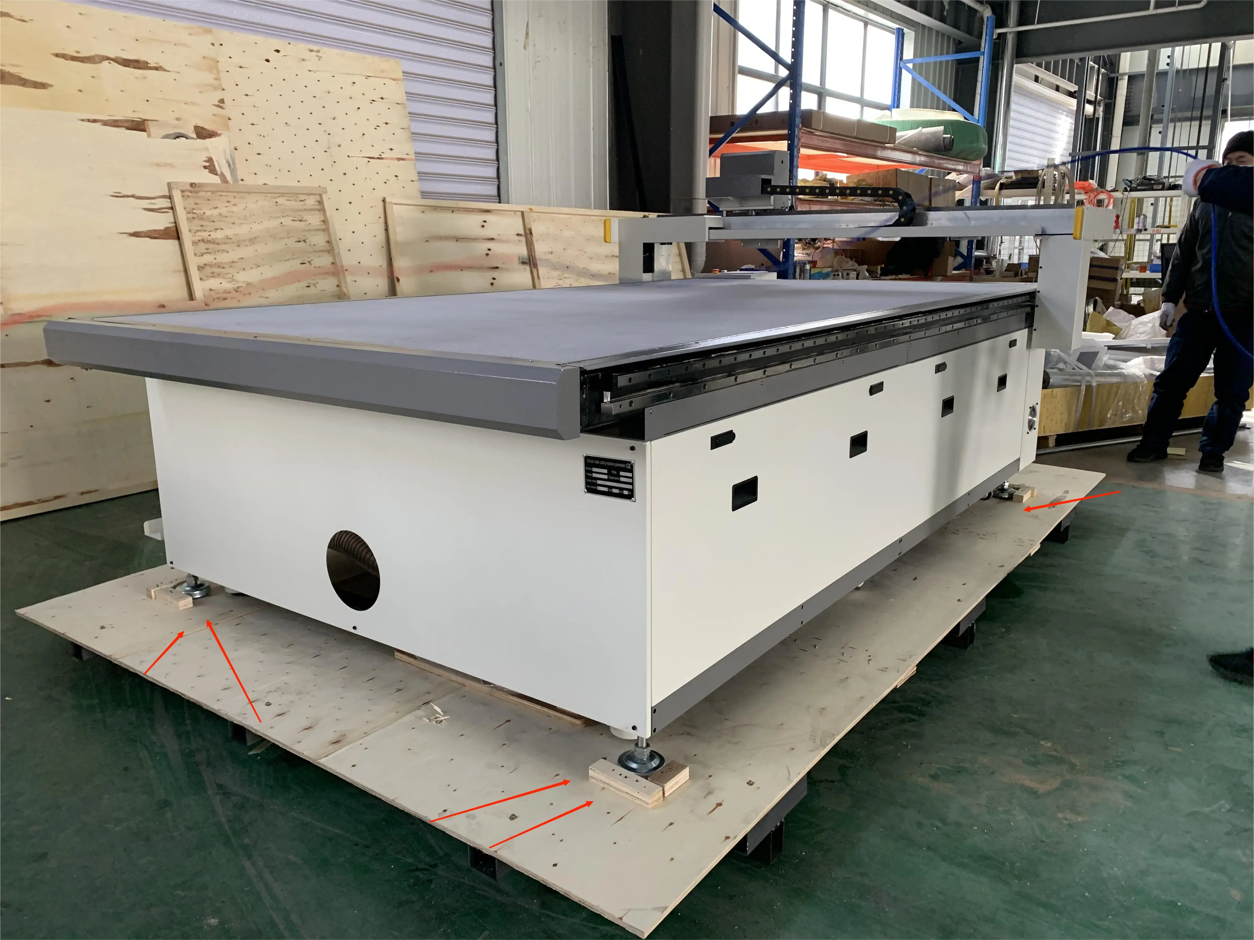 Automatic Cnc Corrugated Cardboard Oscillating Knife Cutting Machine ...