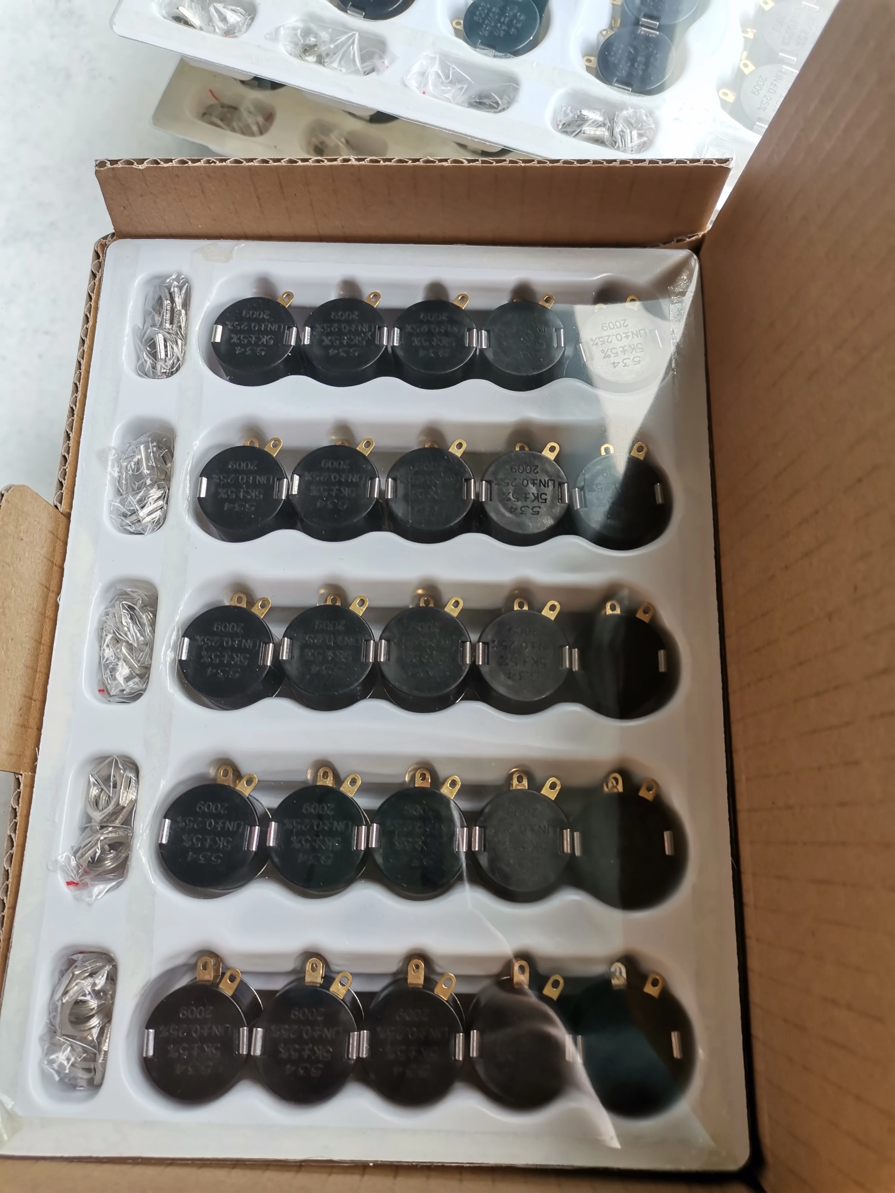 534 Rotary Potentiometer 10k 20k 50k Variable Resistor - Buy 50k ...