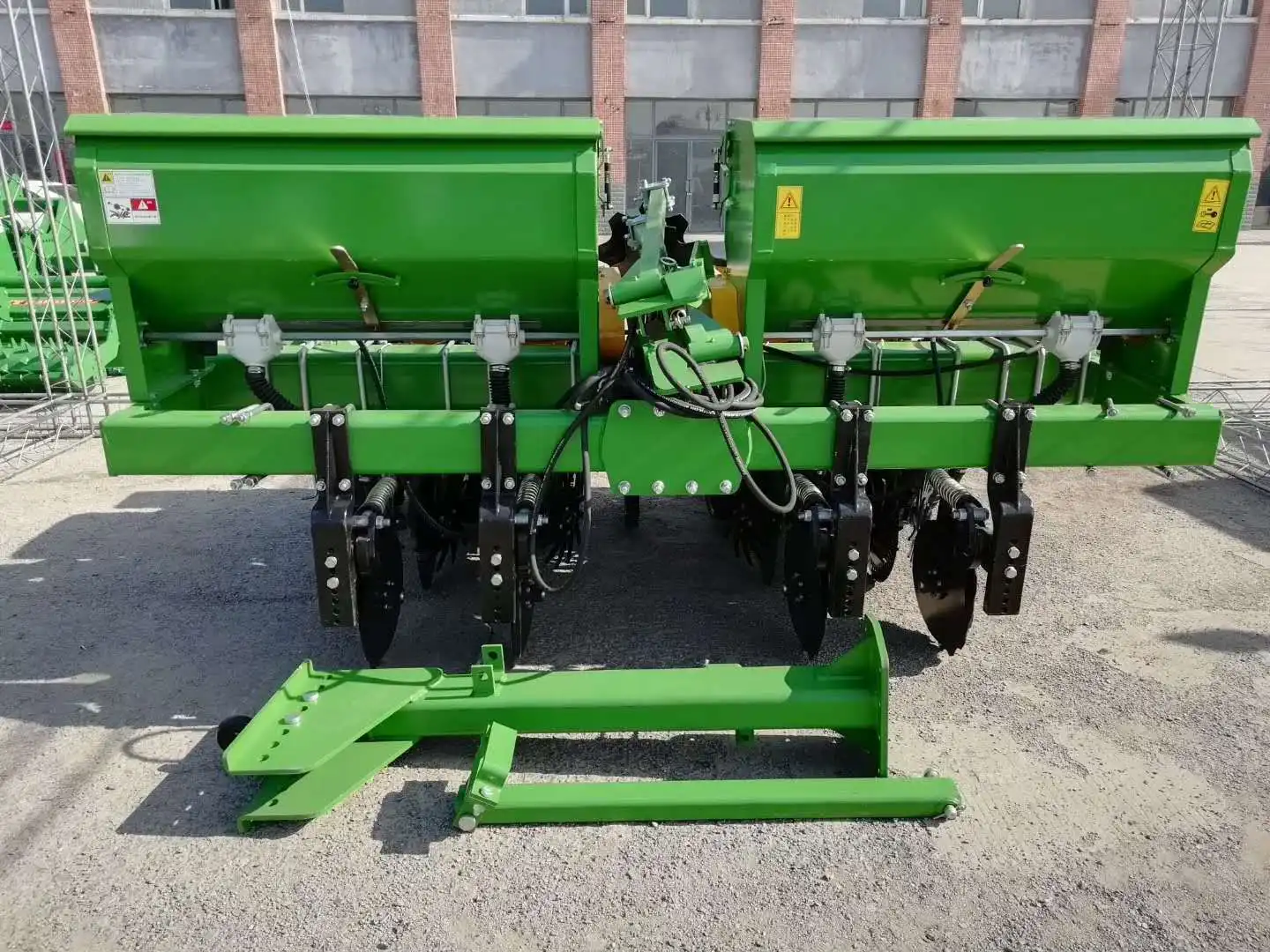 4 Row Fully Automatic Furrow,Seed,Fertilizing Corn Planter Equipment ...