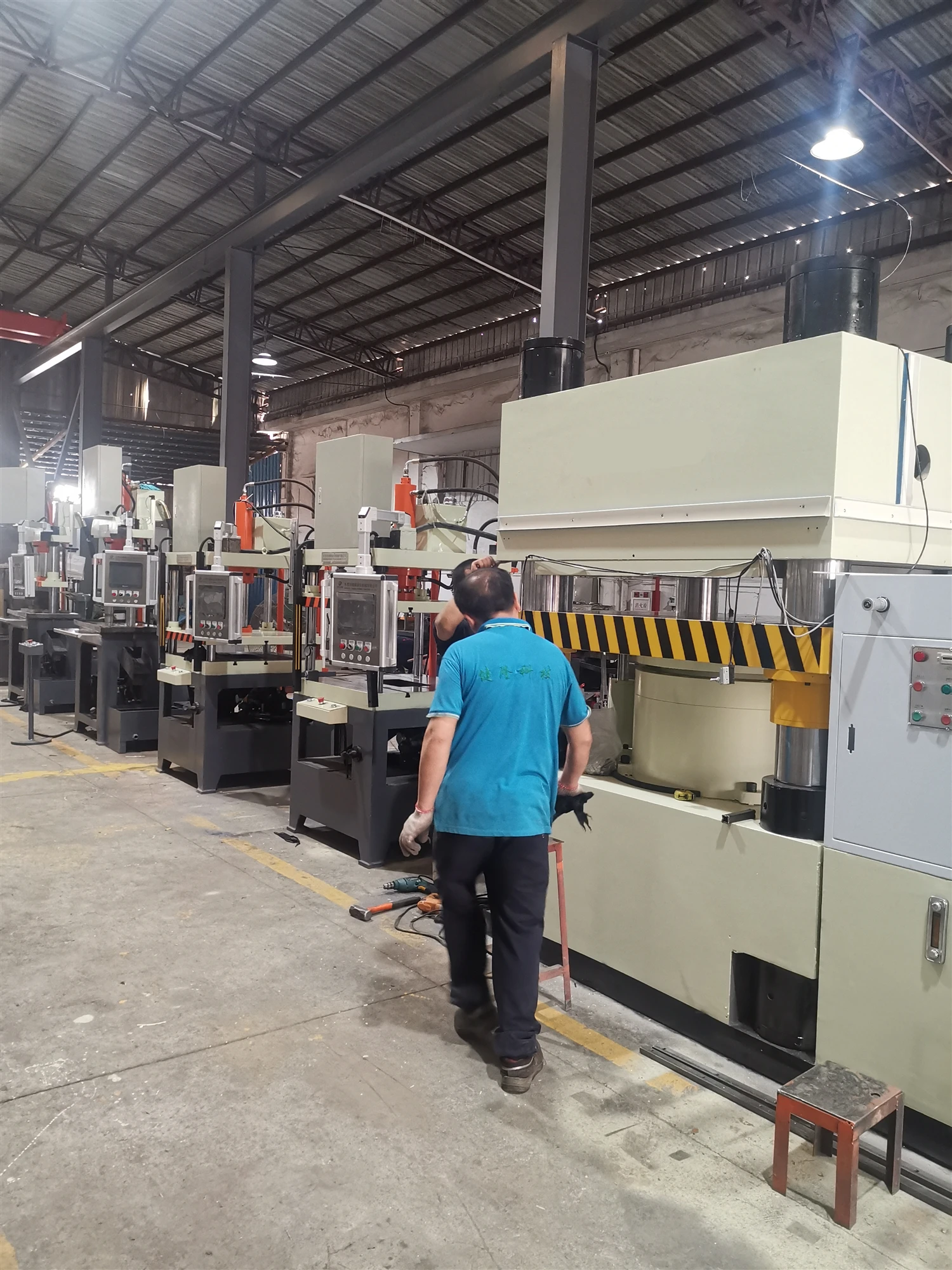 1000 Pieces Paper Jigsaw Puzzle Hydraulic Die Cutting Machine