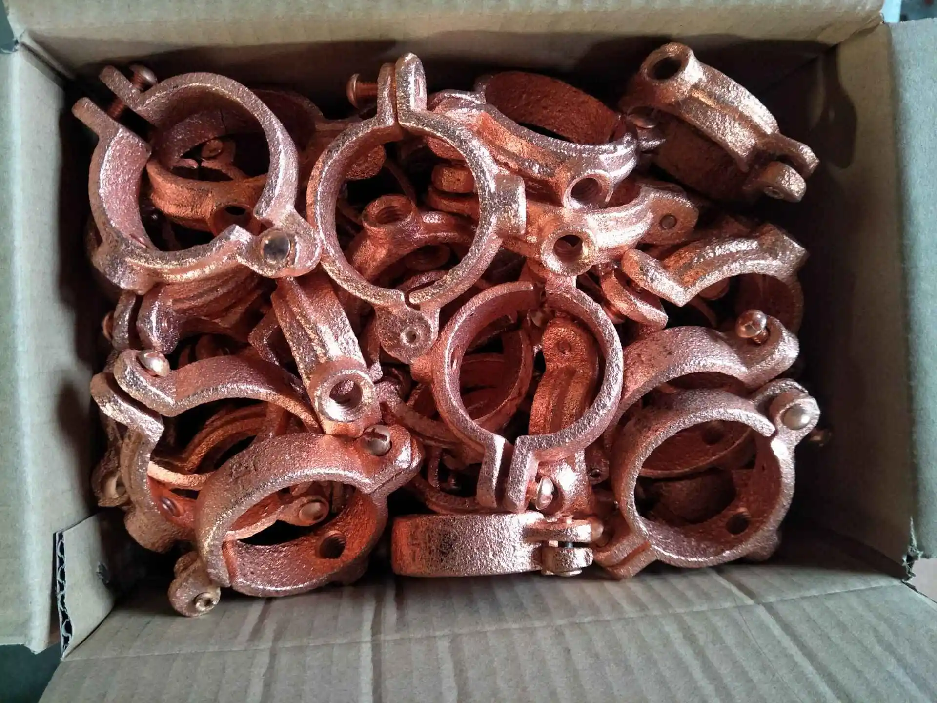 Copper Plated Hinged Split Pipe Ring Hanger/clamp - Buy Hinged Split ...