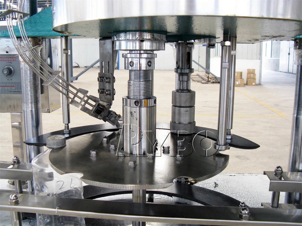 Automatic Metal Aluminum Jerry Can and Plastic Tin Can with Aluminum ...