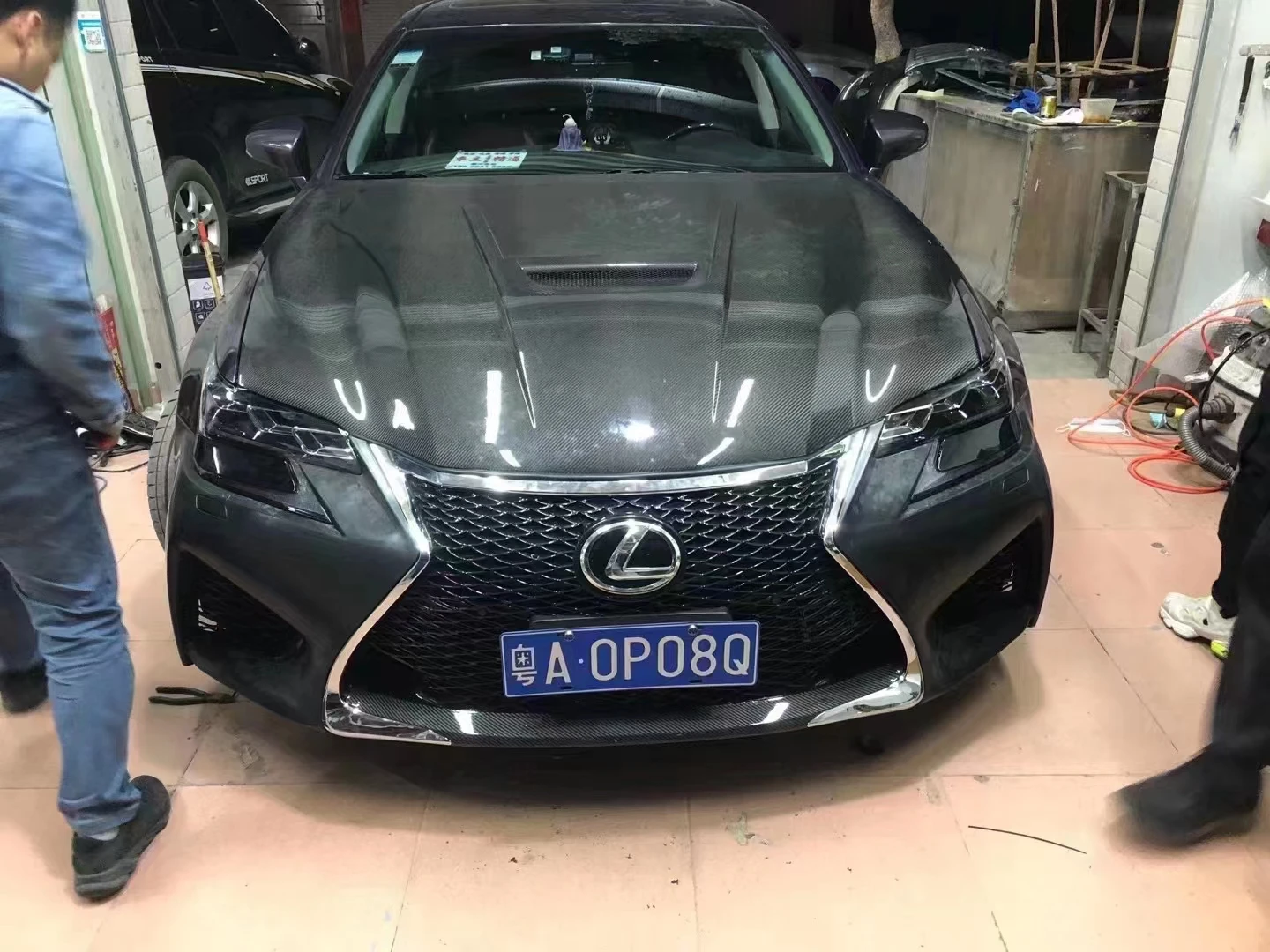 Lexus GS Carbon Fiber Hood with Excellent Fitment & OEM | Wholesale