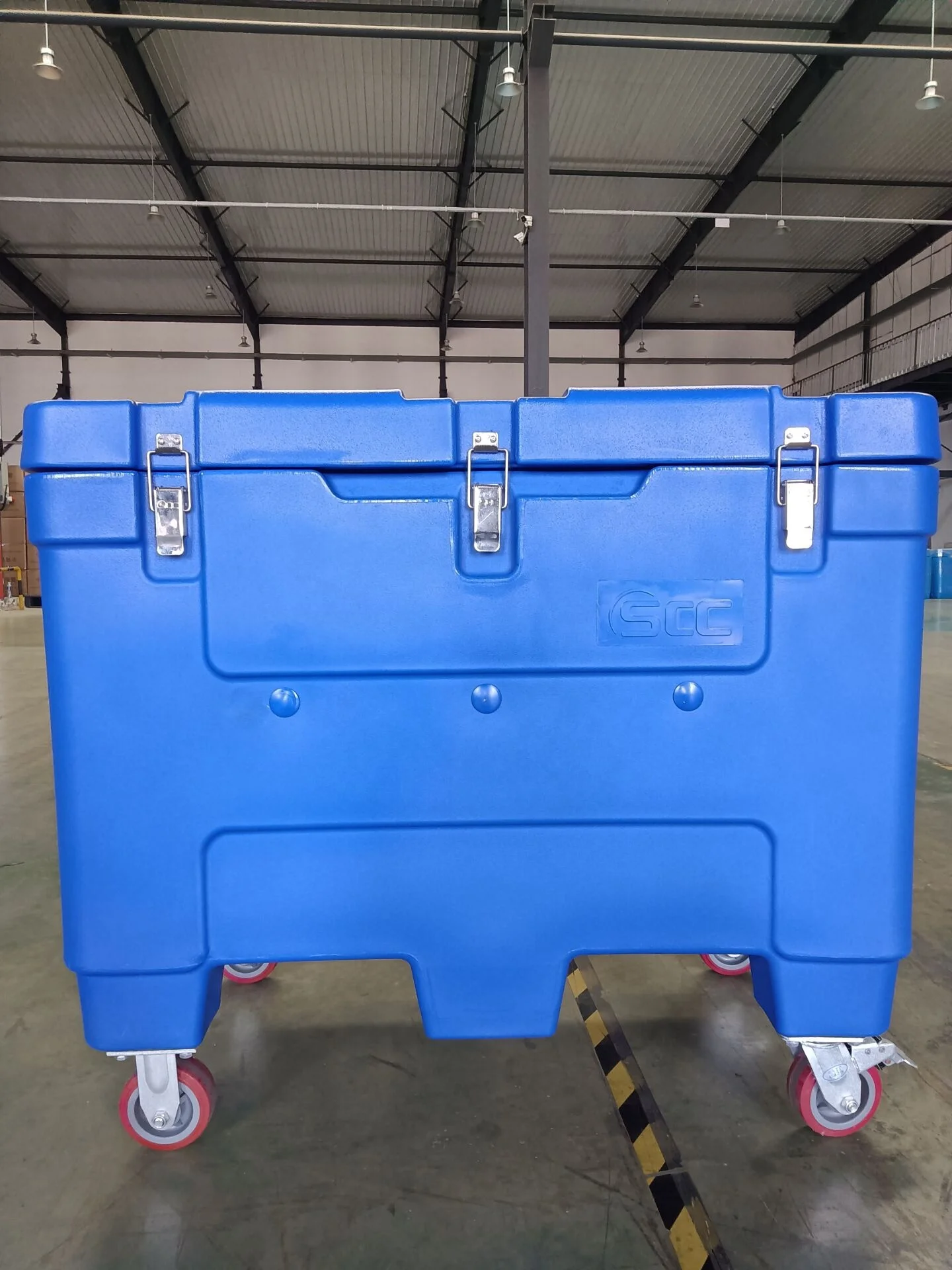 Plastic Large Dry Ice Container - 240 Liters Insulated Box