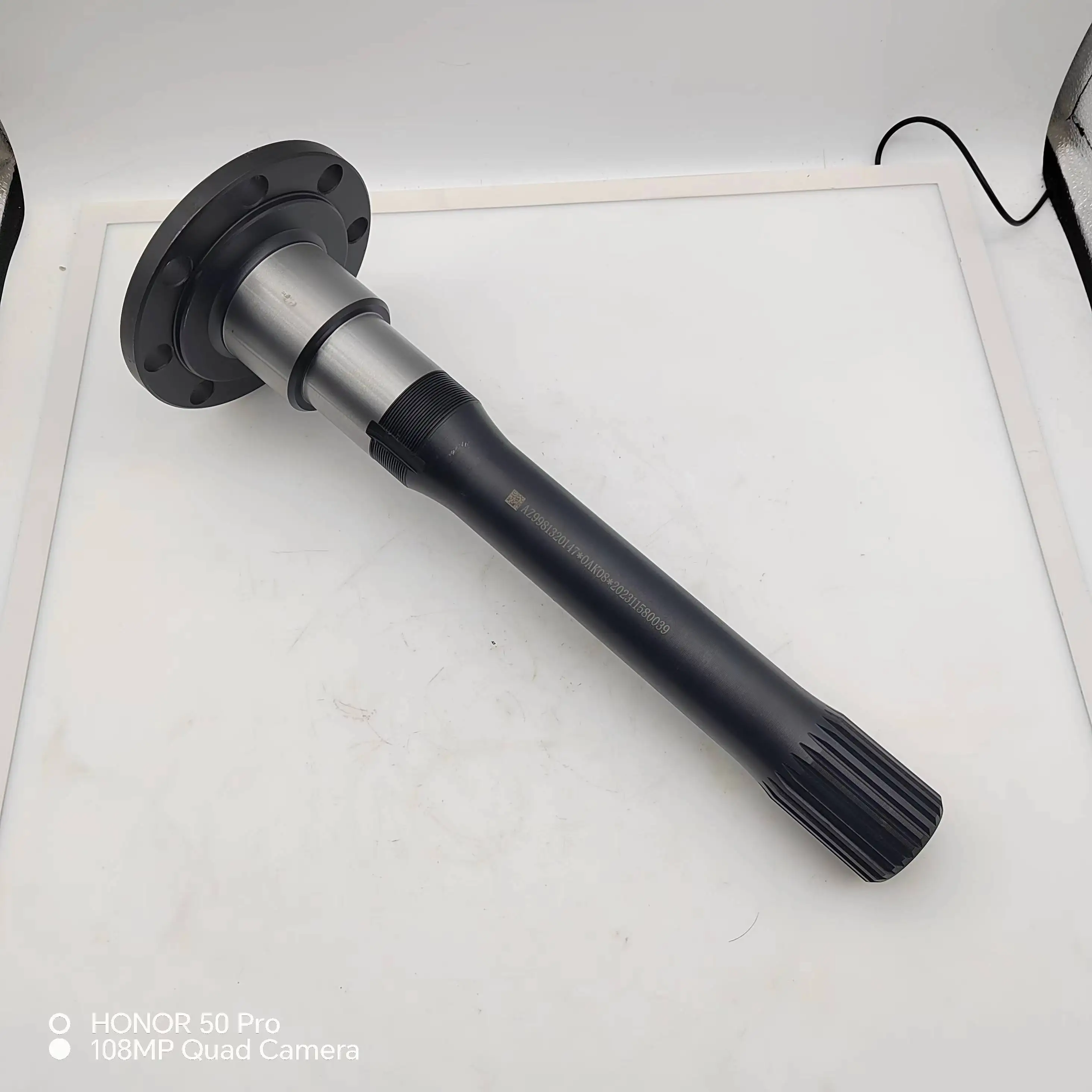 Sinotruk Howo Truck Parts Ac16 Bridge Through Shaft Wg9981320147 ...