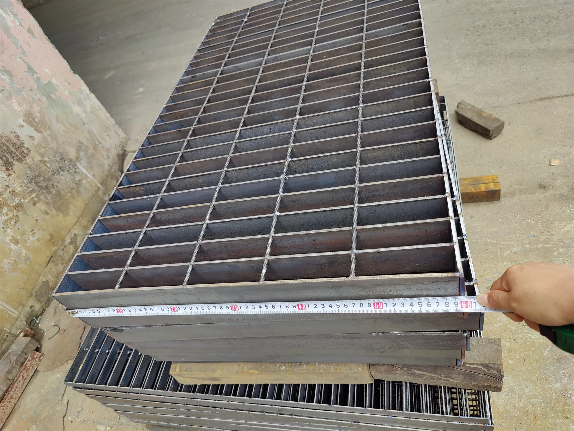 Metal Steel Grating Storm Drainage Cover Gully Pit Sump Drain Steel ...