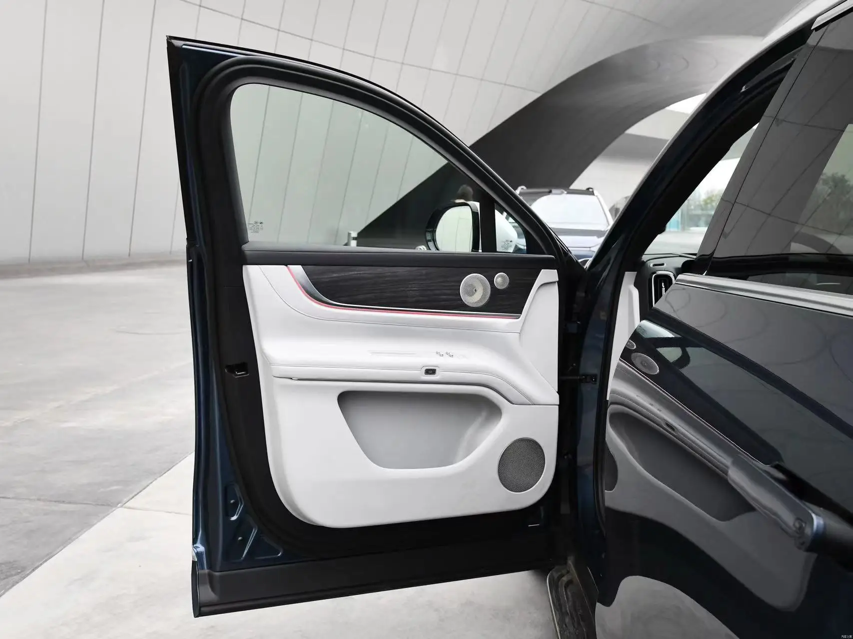 In stock 2025 AITO M9 Extended Program Four-drive Intelligent Driving ...