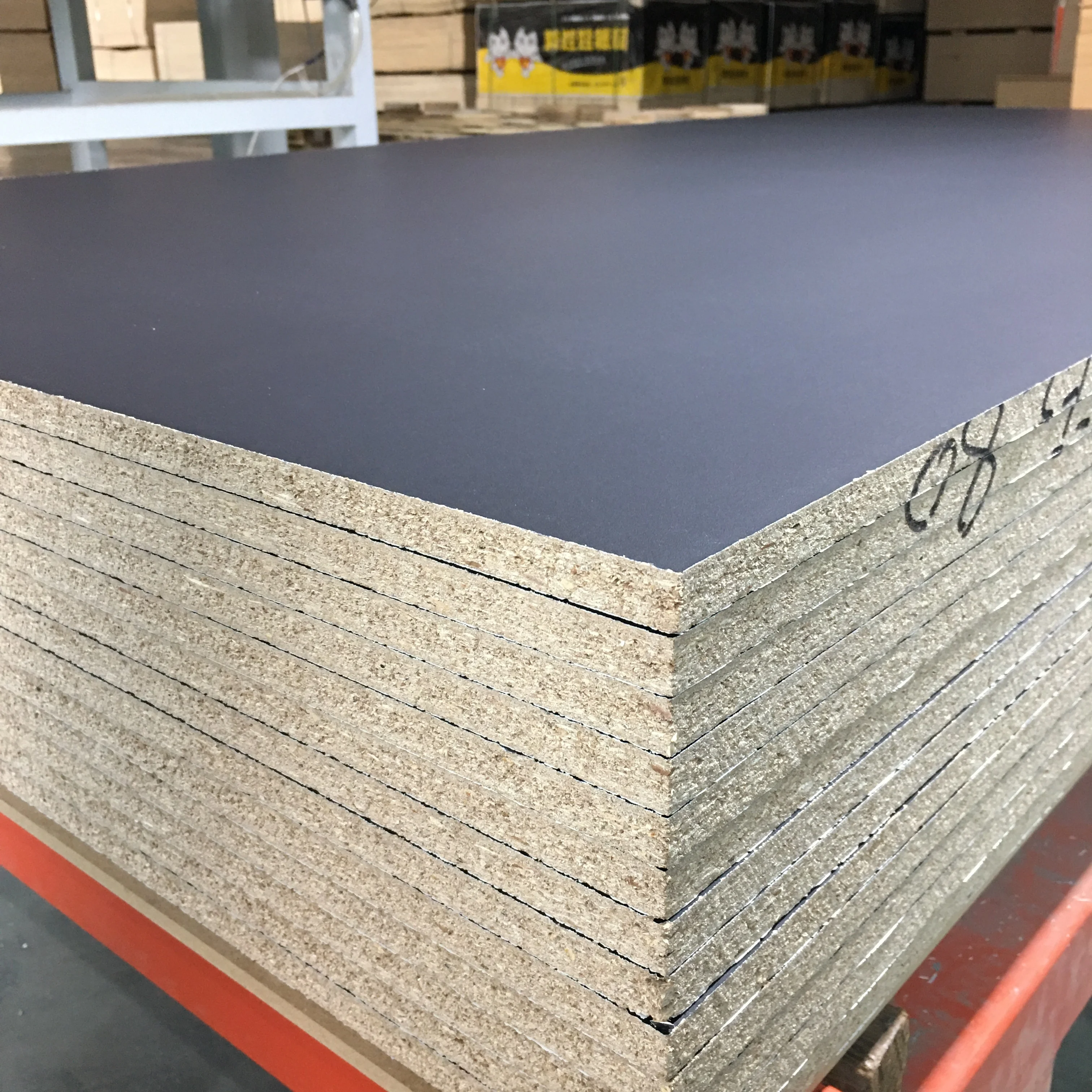 4x8 18mm Melamine Particle Board Chipboard for Furniture