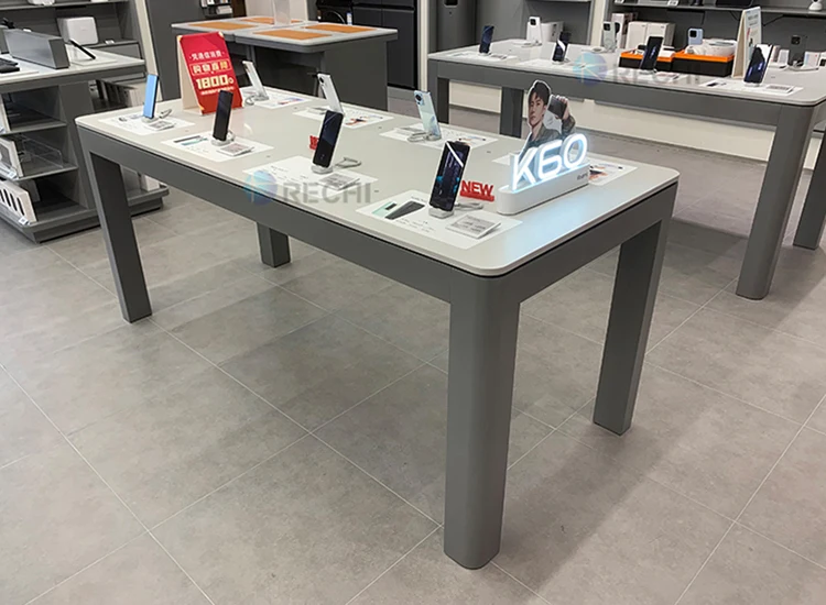 RECHI Custom Smartphone Store Design Display Furniture