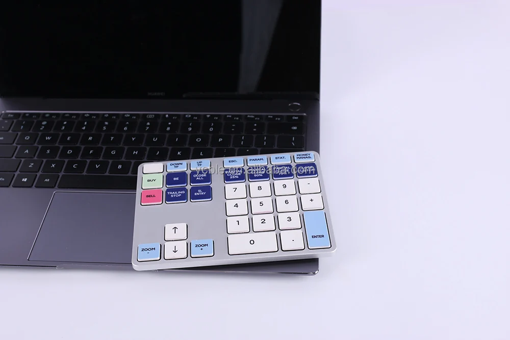 Magic Keys Trading Calculator - Wireless Numeric Keyboard