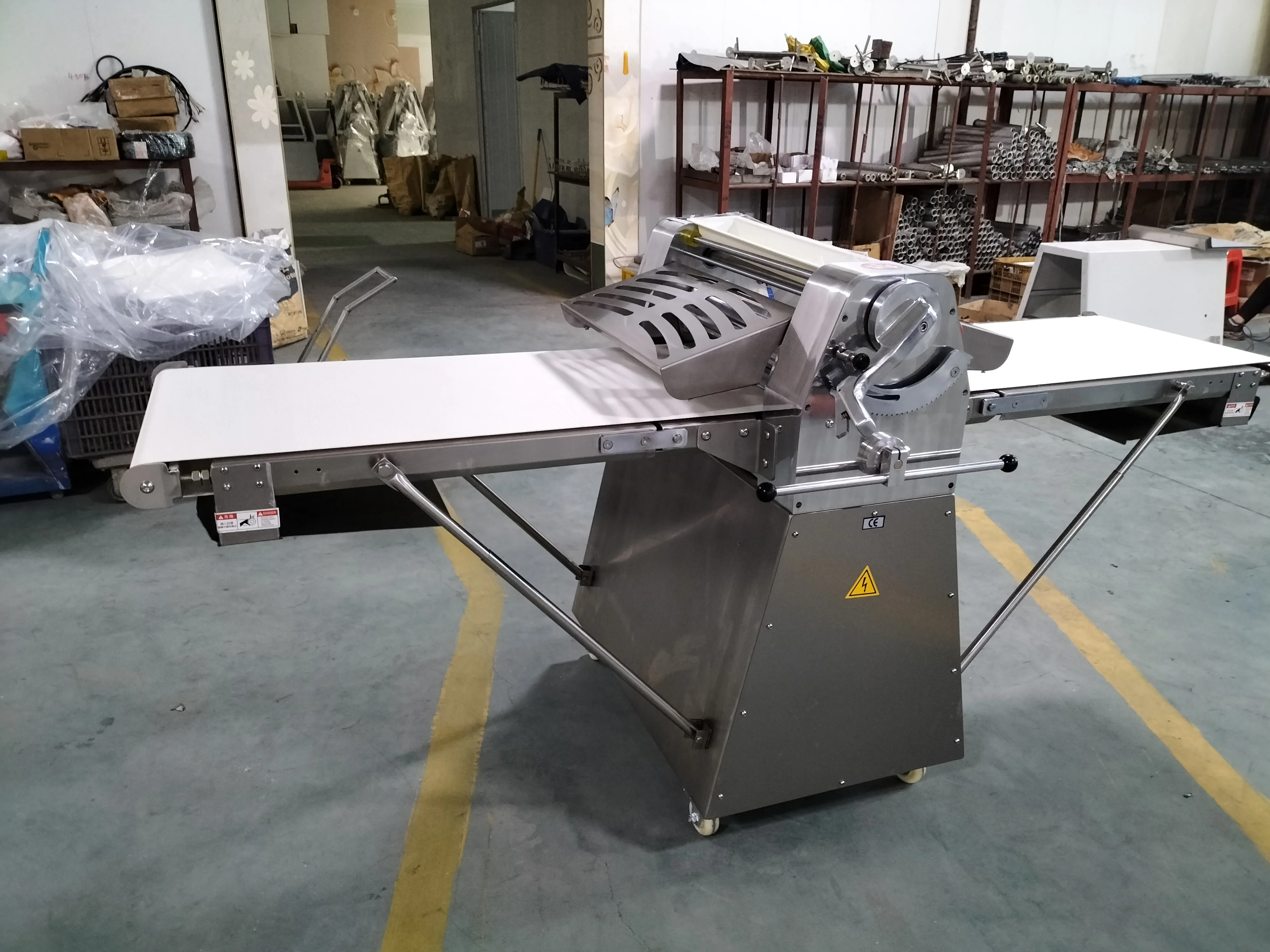 Donut Dough Sheeter Roller Moulder And Cutter - Buy Dough Sheeter ...