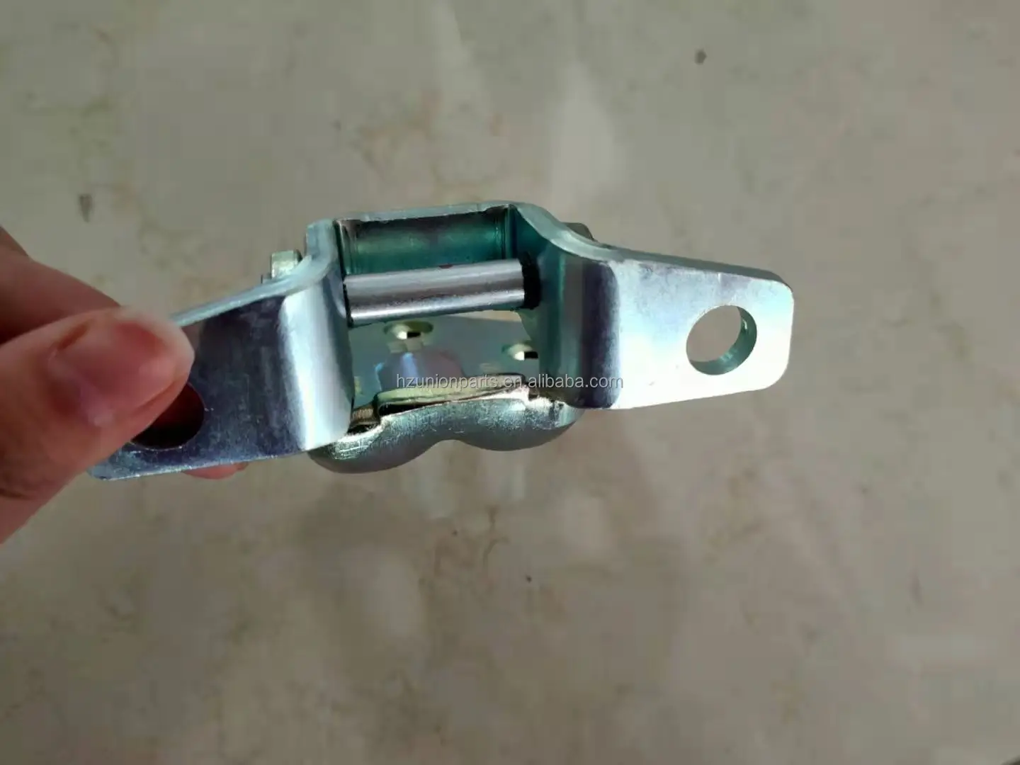OEM 79110-5H001 Hinge Assy Front Door Upper LH for Hyundai H100 ...