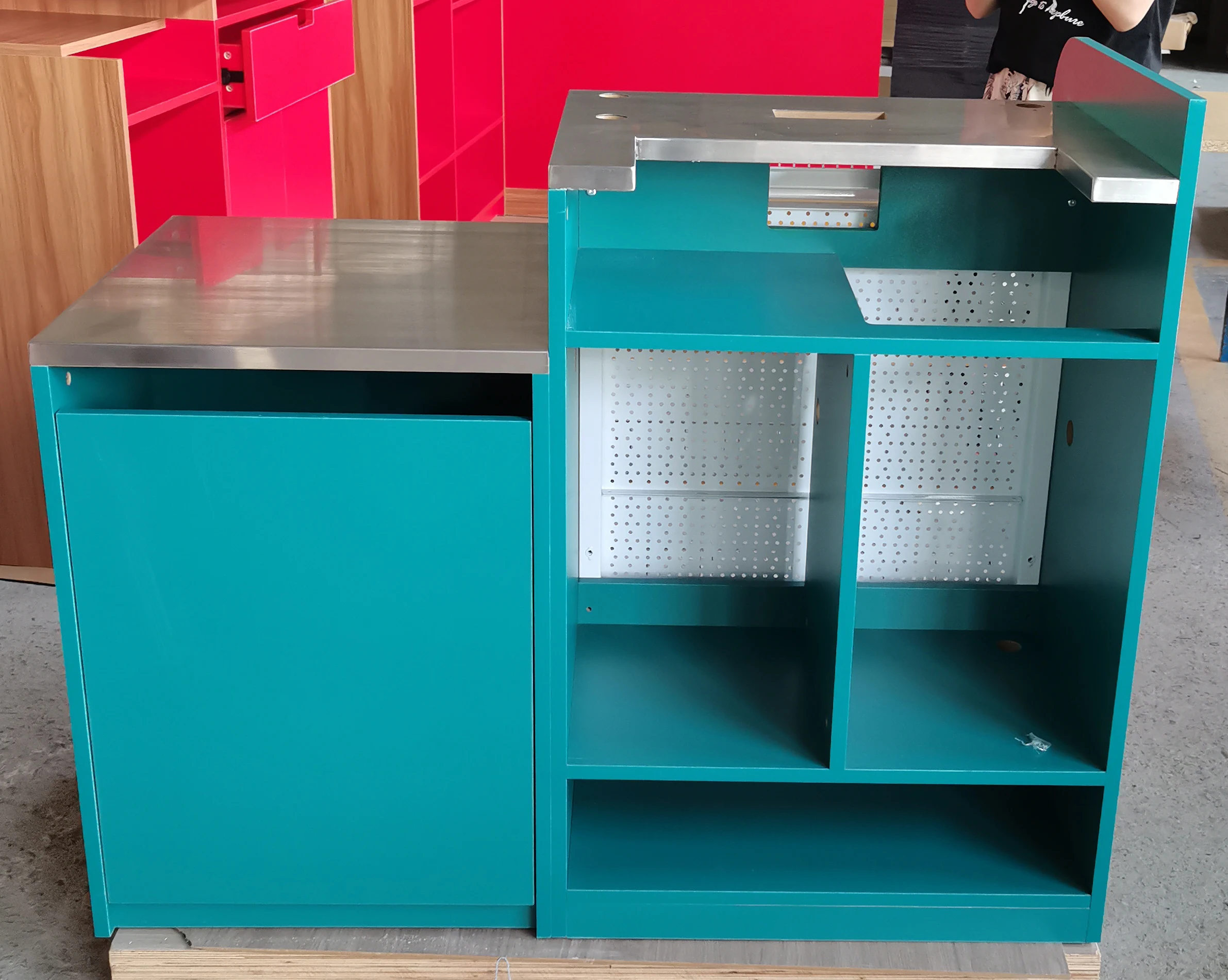 Wood Cash Desk Checkout Counter Reception Desk In Stores And Shops With ...