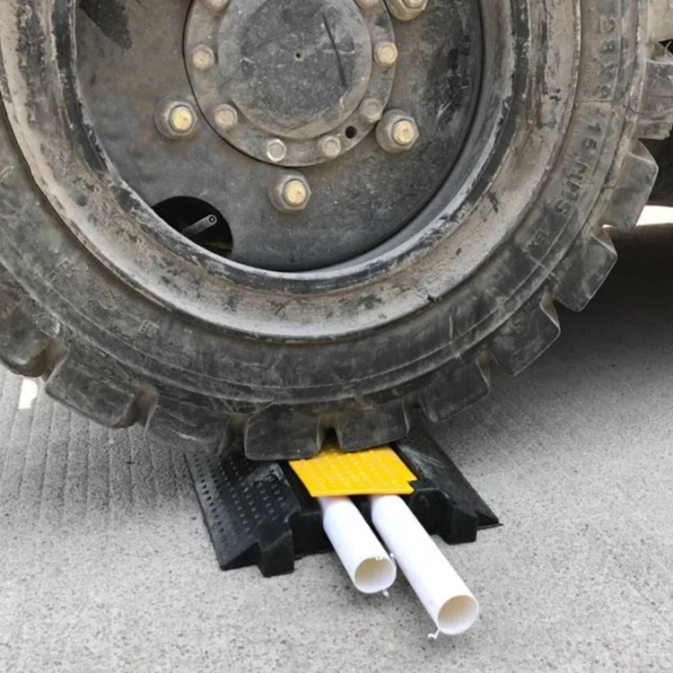 SW-2XC05 PVC Rubber Mat Cable Cover Speed Humps Road Bump Cable Protector