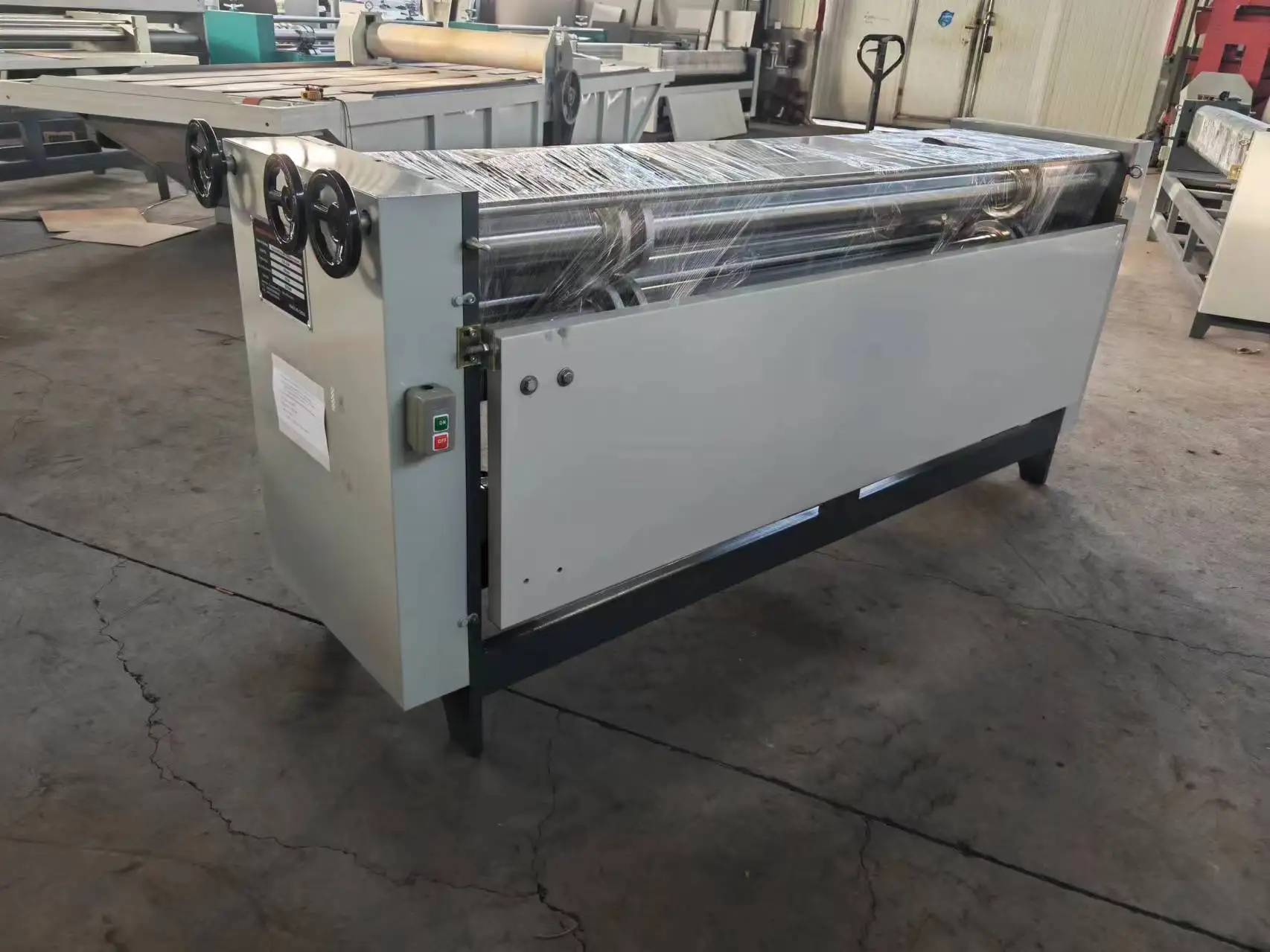 Kraft Paperboard Corrugated Cardboard Slitter Scorer Corrugated Board ...