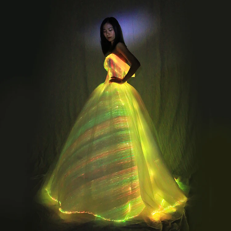 Elegant Wedding Dress with LED Lighting - Luminous Beauty