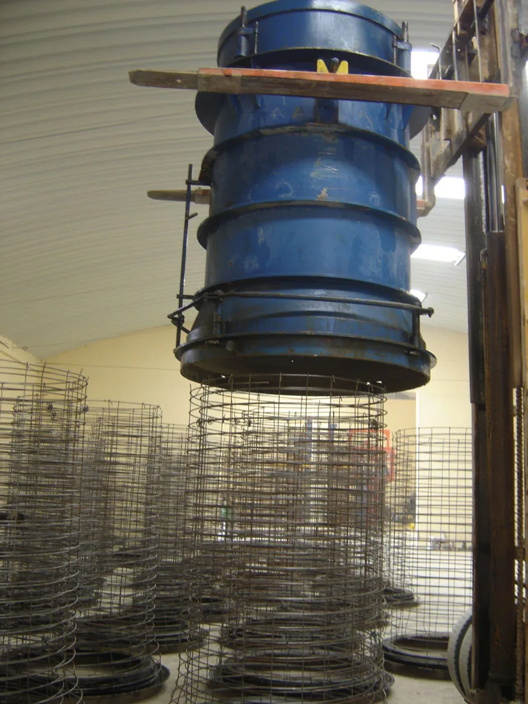 Dry Vertical Vibration Casting for Pre-Rcc Box Culvert Pipes