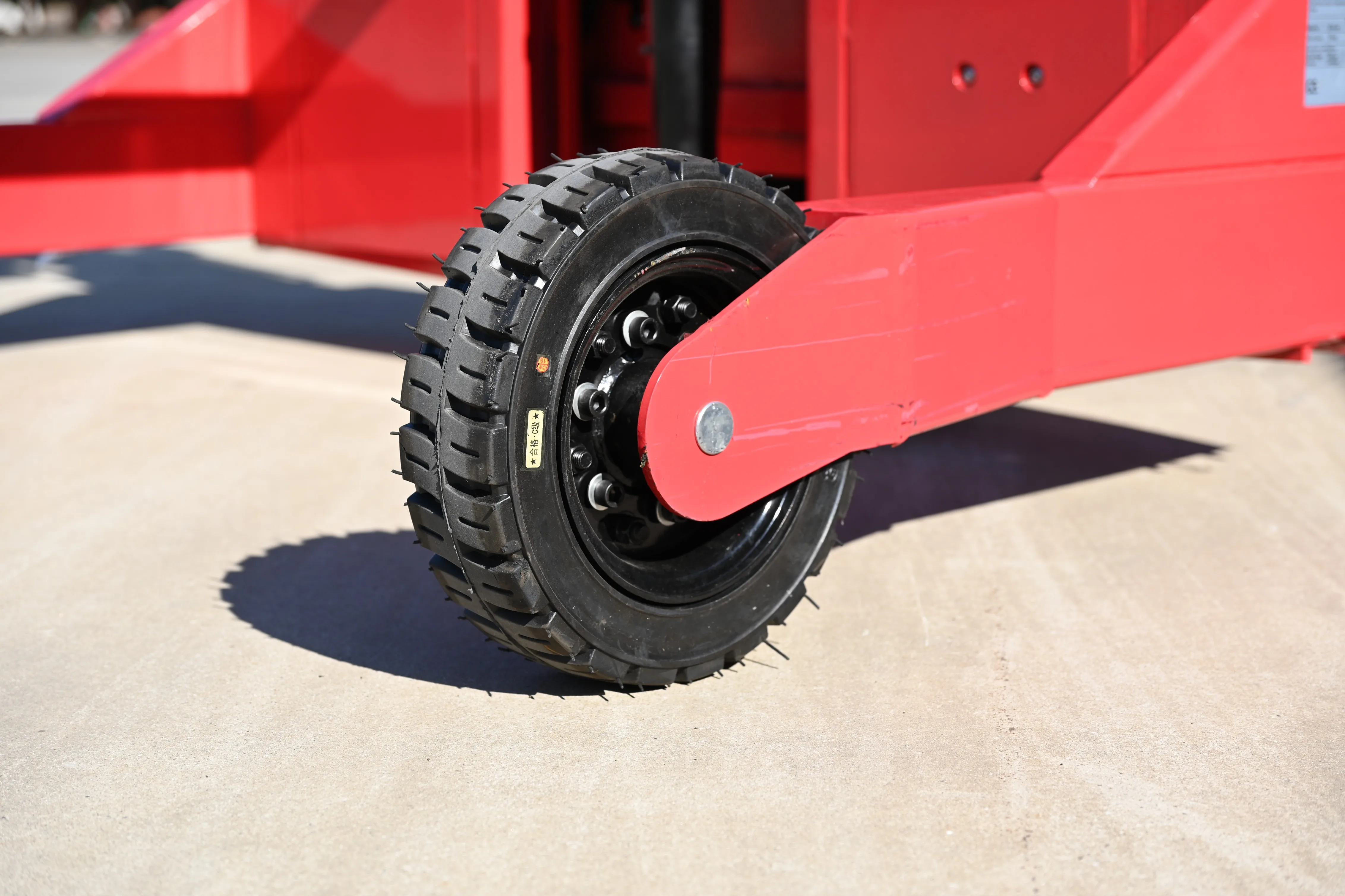 HELI Electric Pallet Stacker 1500kg 3m Off-road Stacker for Outdoor ...