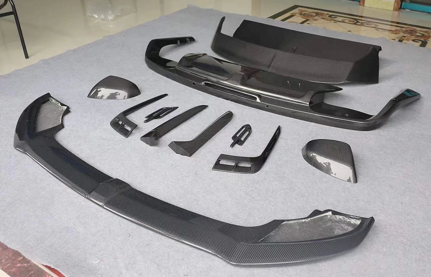 Bentley Bentayga Carbon Fiber Front Lip & Rear Spoiler Body Kit OEM