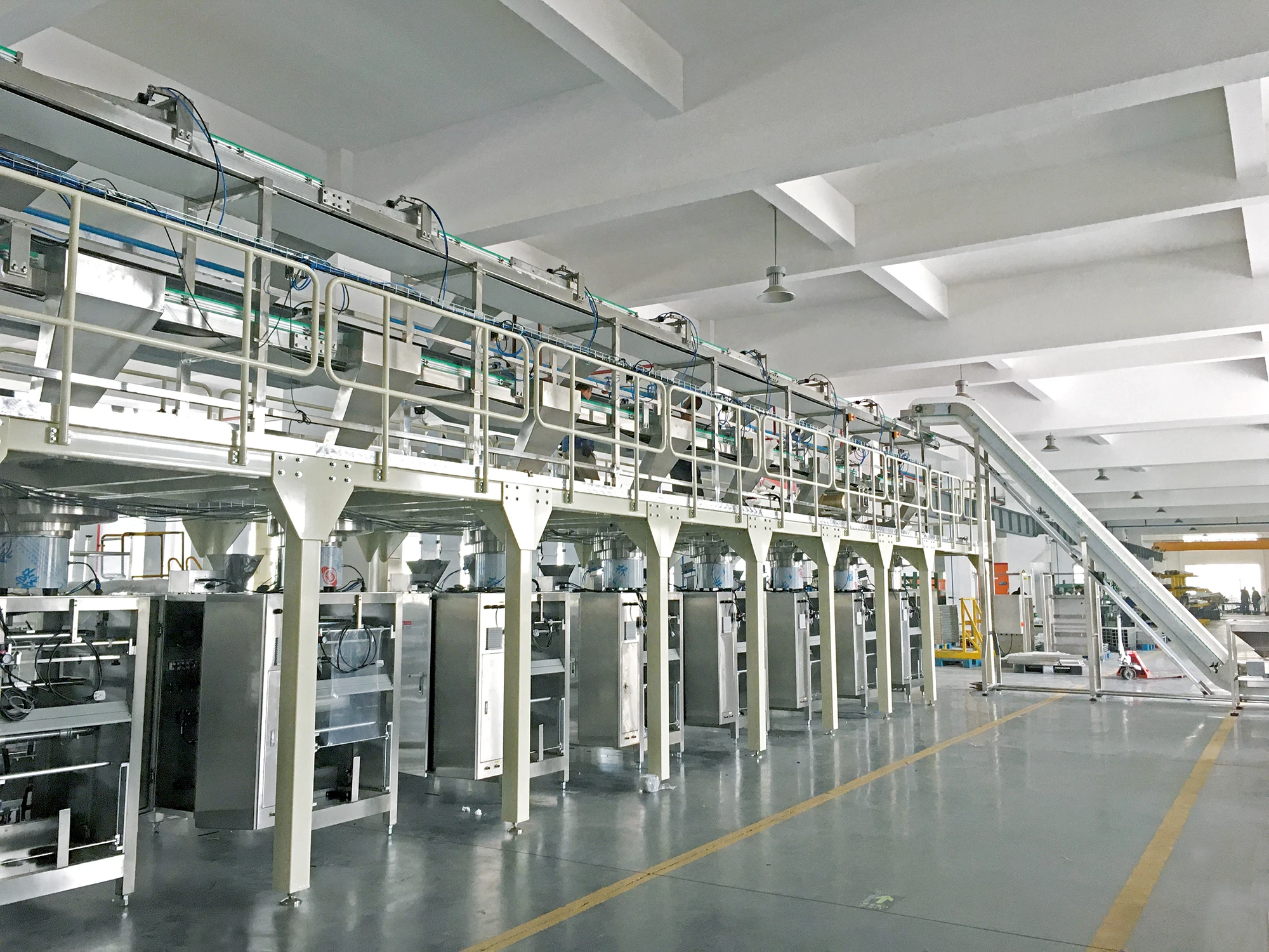 Rui Packing R8-200 Rotary Doypack Pouch Packing Machine With Multihead ...