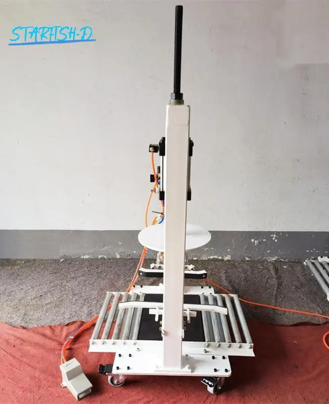 Plastic Pail Lid Closer - 18-20 L Semi Automatic Machine