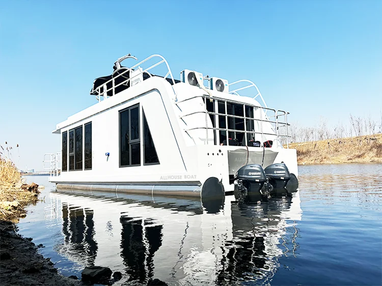 Aluminum Houseboat - Durable, Modern, and Versatile