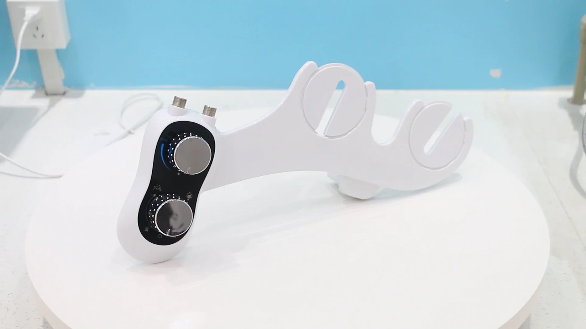 Portable Hot And Cold Water Self Cleaning Toilets Bidet Sprayer Non ...