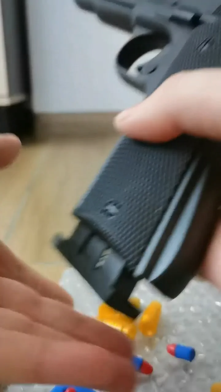 Longxi M1911 Gun Toys Shell Ejecting Eva Air Soft Bullet Guns Blue Colt ...