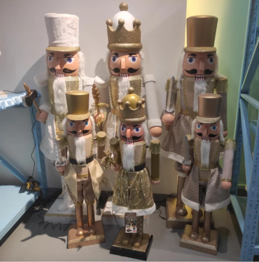 Durable 6ft Giant Nutcracker Animation for Outdoor Christmas Decor