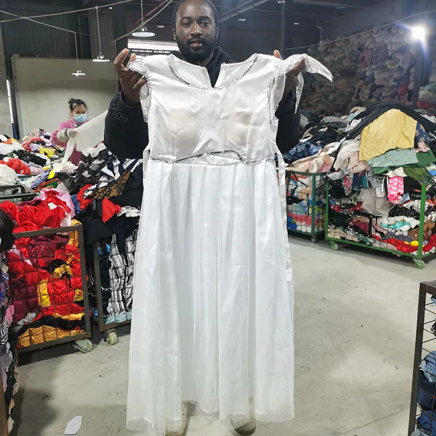 Megan Wholesale Full Elegant Satin Branded Korean Bale Princess Used ...